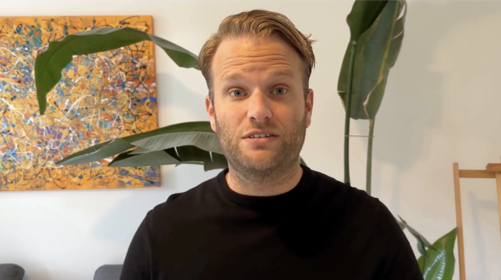 Showcase - Explore a gallery of HeyGen Instant Avatars