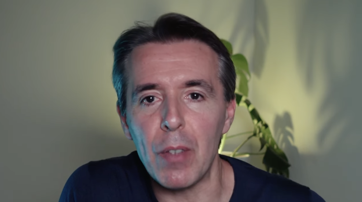 Showcase - Explore a gallery of HeyGen Instant Avatars