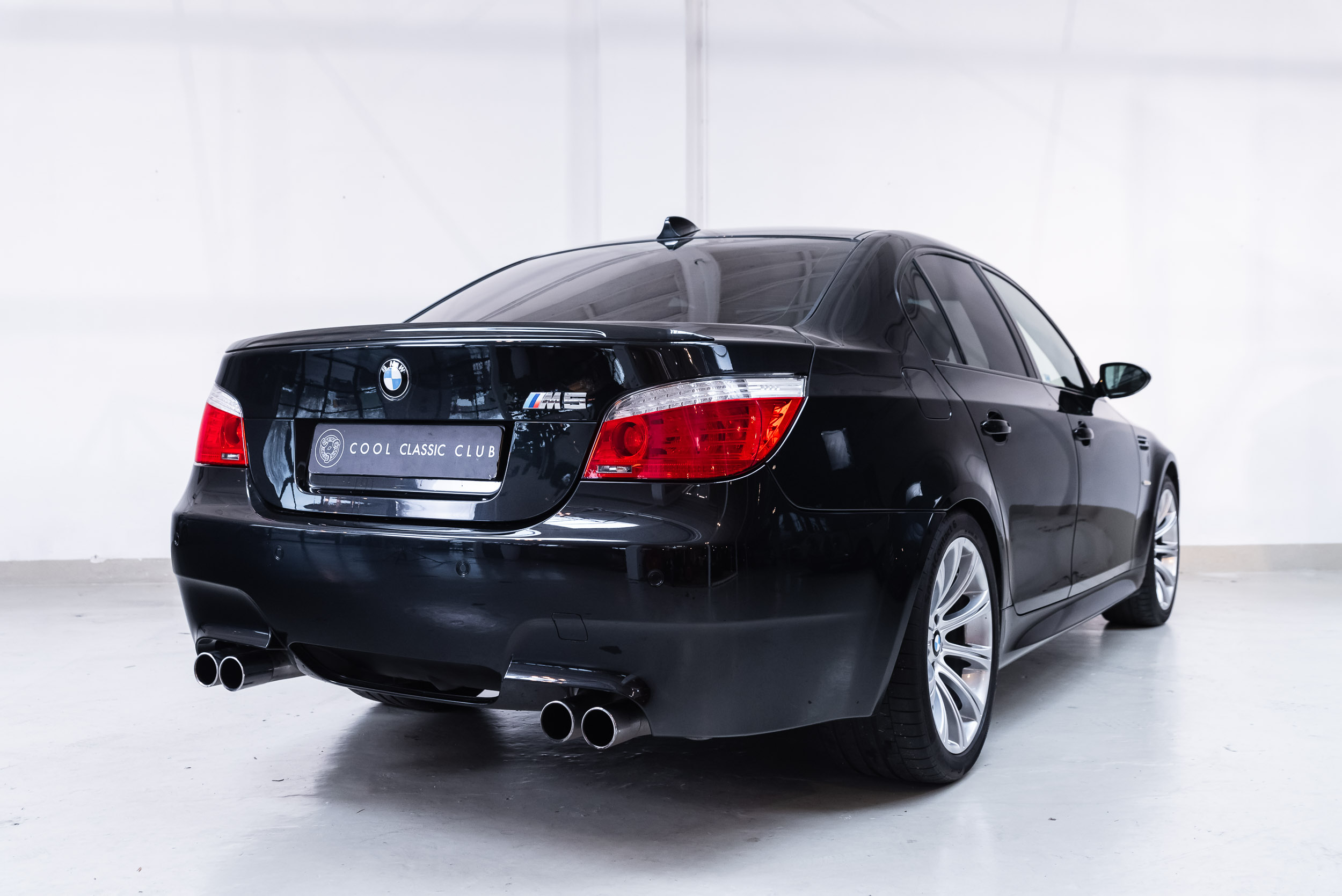 BMW M5 E60 - Cool Classic Club