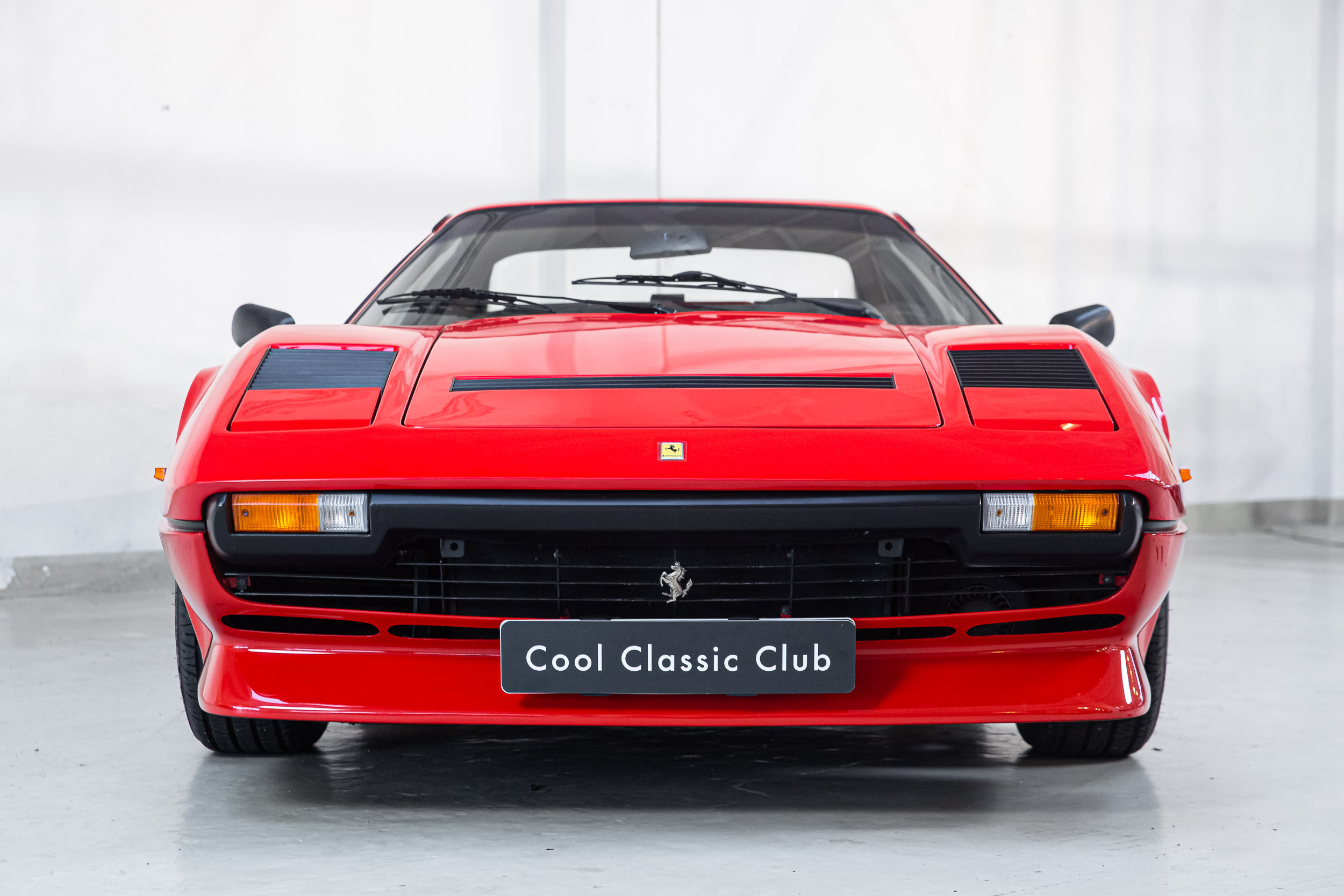 Ferrari 208 GTB Turbo - Cool Classic Club