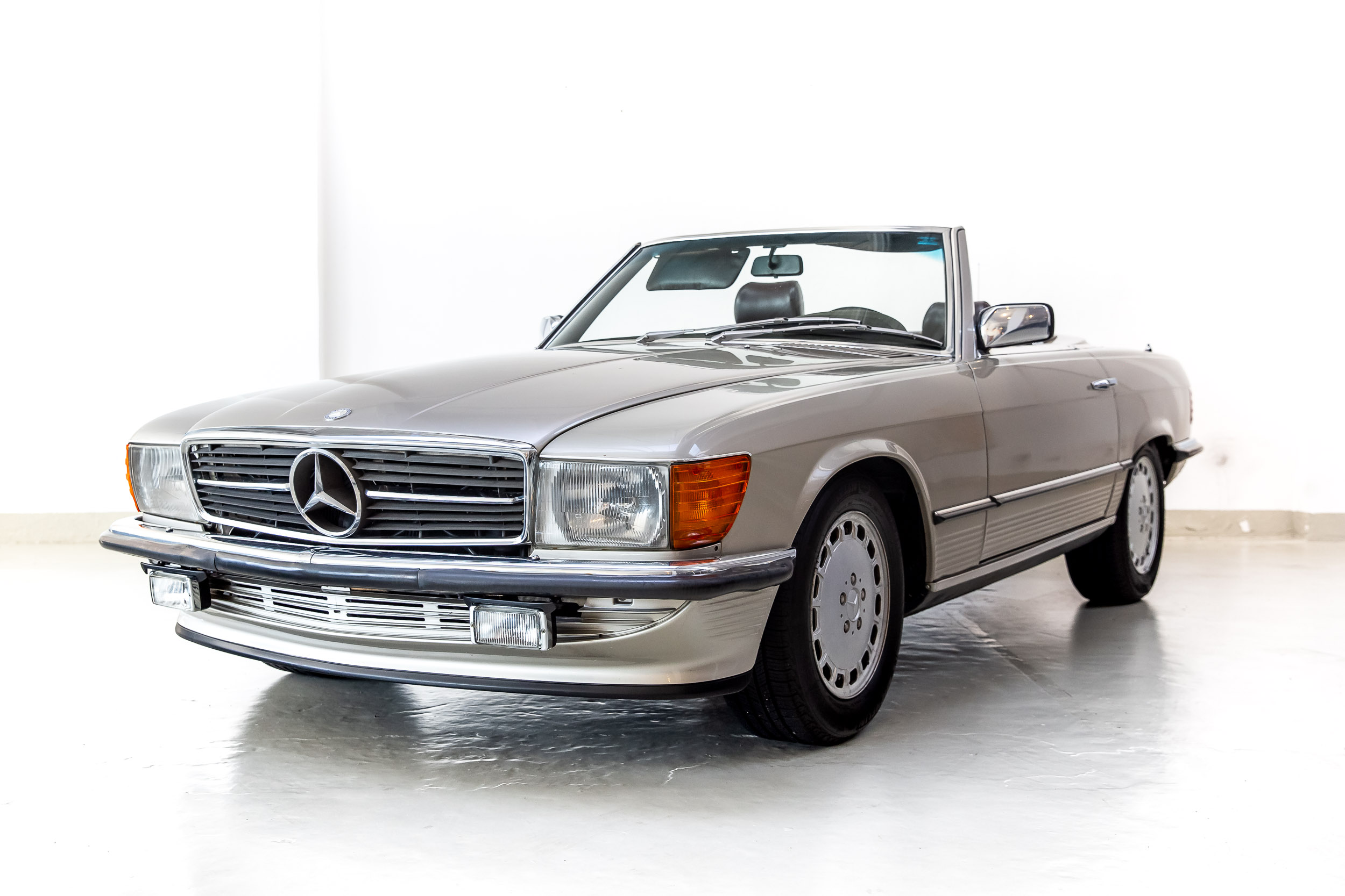 Mercedes 500sl - Cool Classic Club