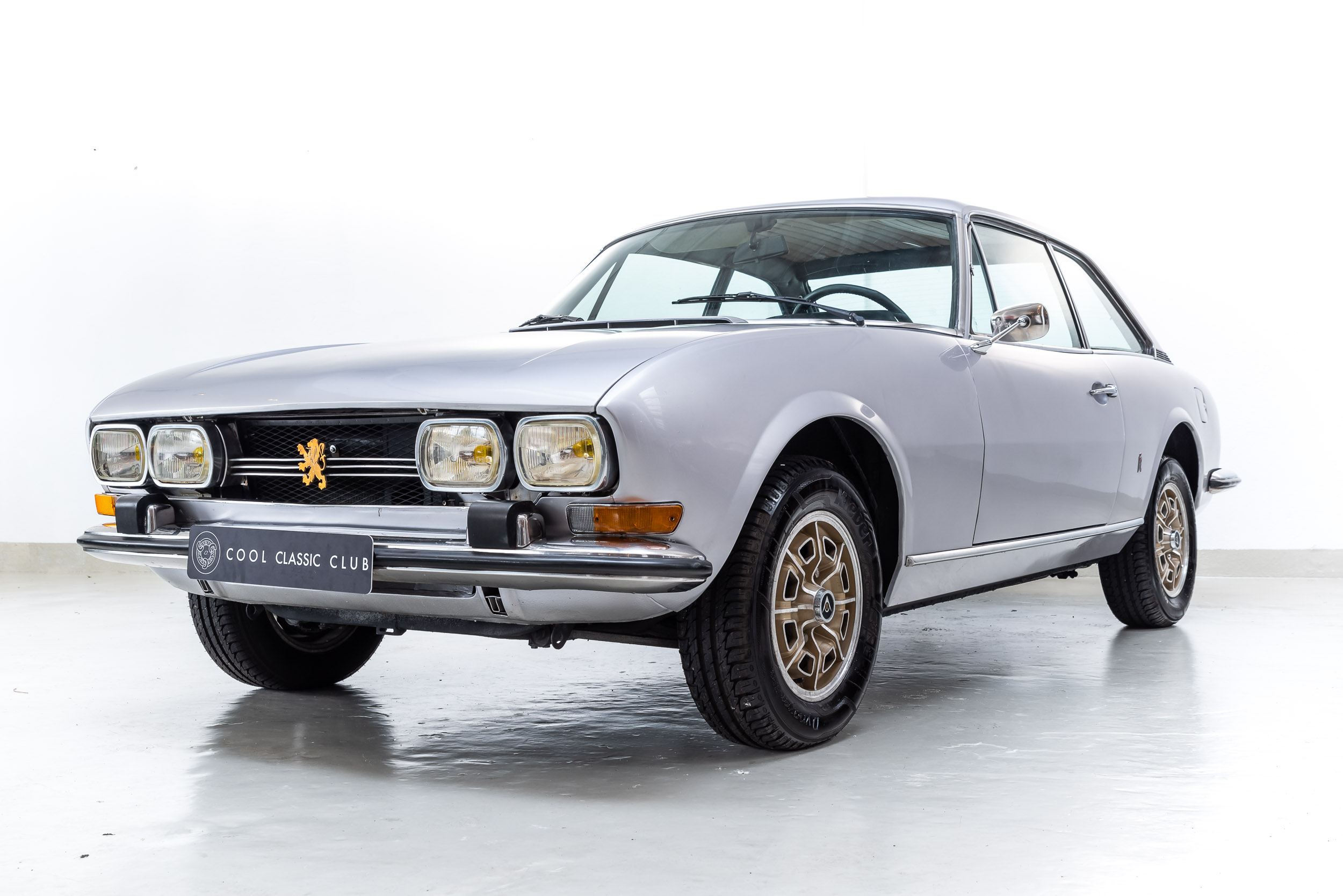 Peugeot 504 Coupe - Cool Classic Club