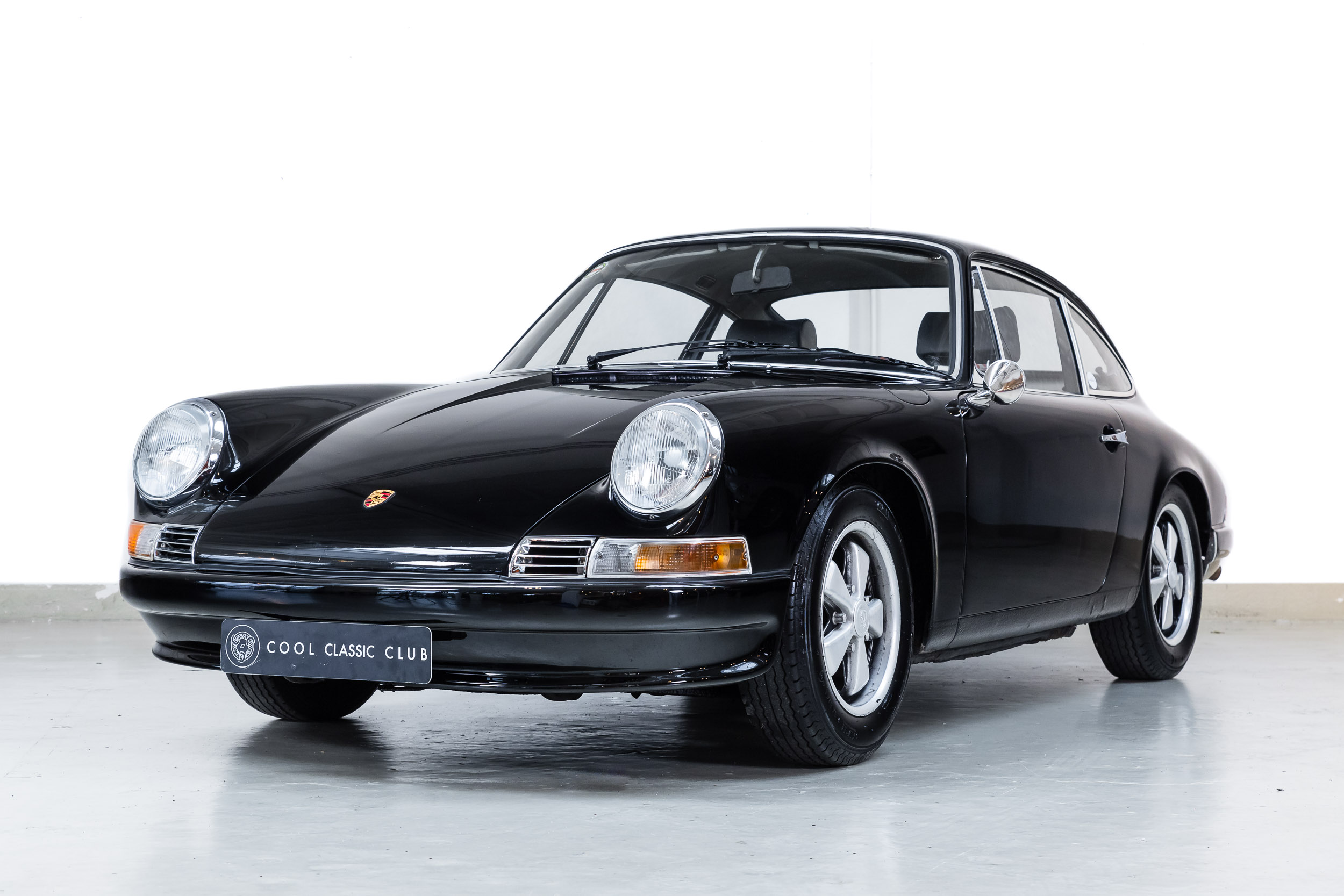 Porsche 911T - Cool Classic Club