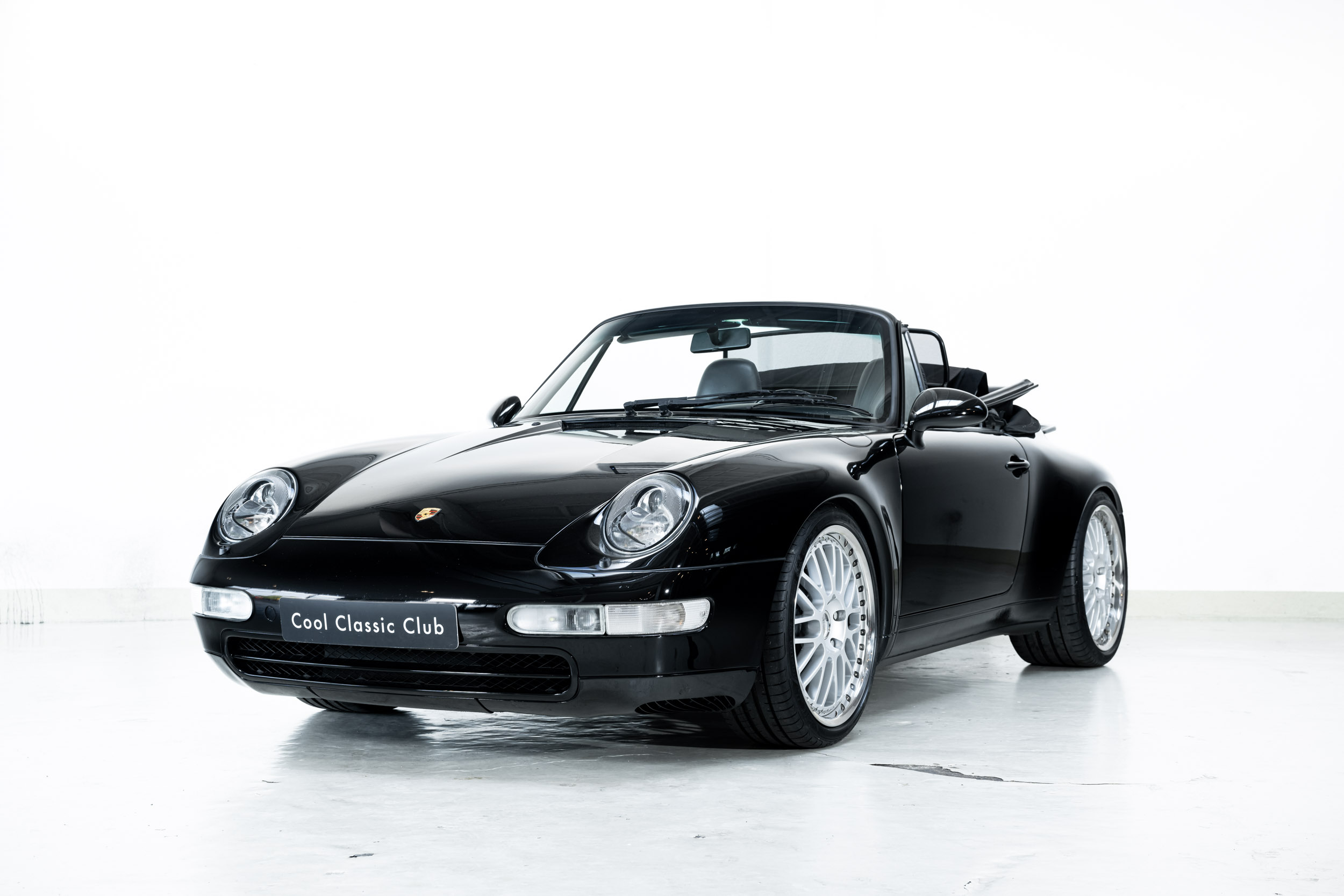 Porsche 993 Carrera 2 Cabriolet - Cool Classic Club