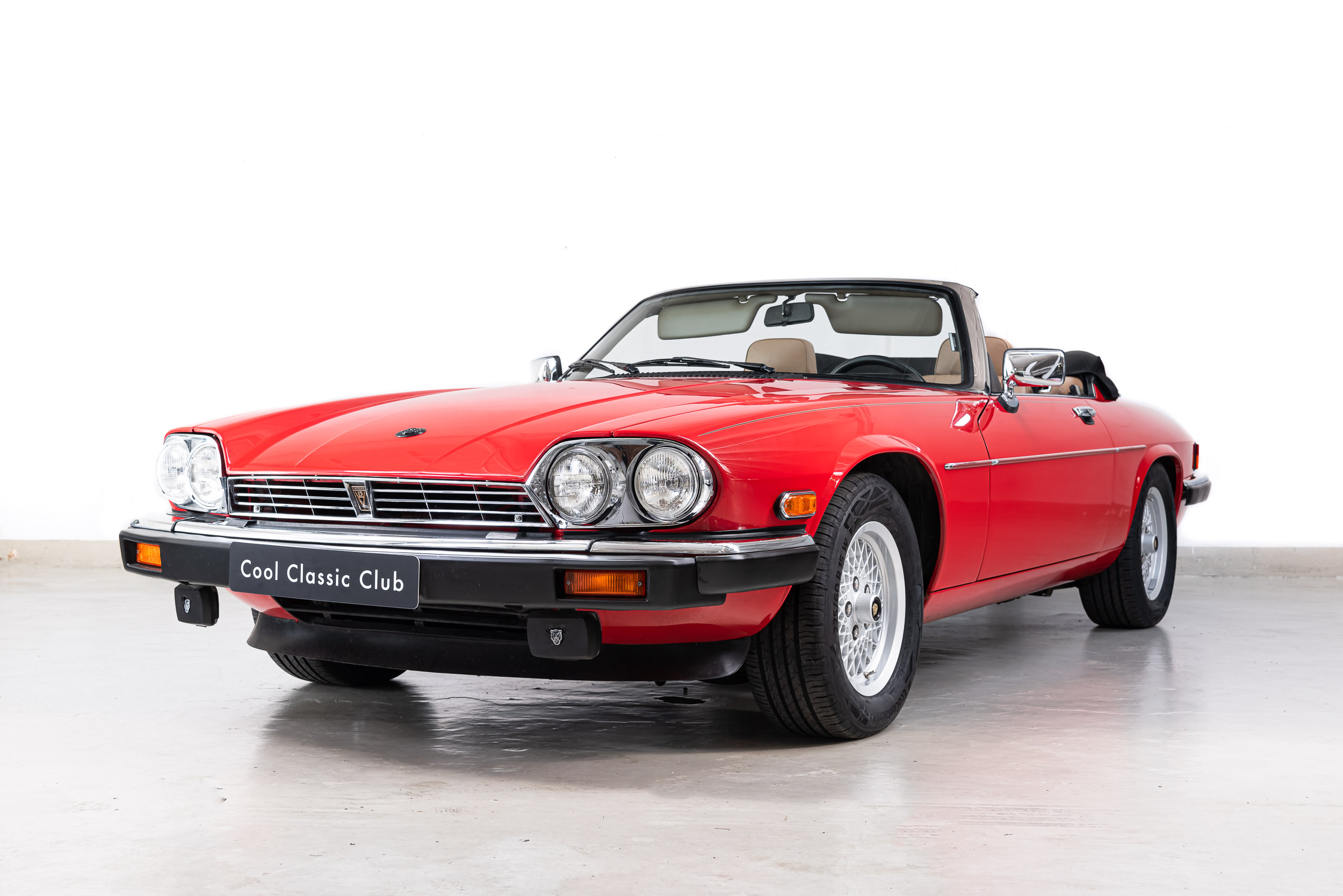 Jaguar XJS V12 - Cool Classic Club