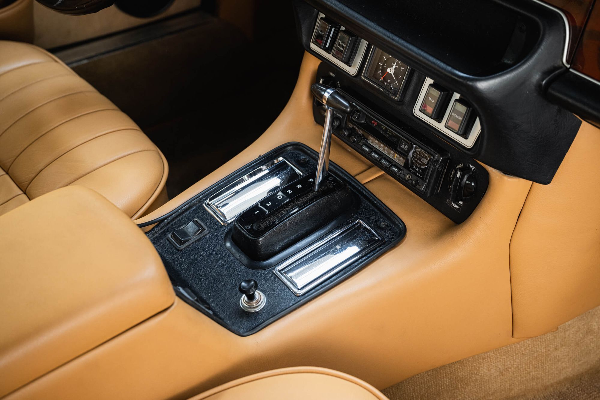 Jaguar XJ 4.2C - Cool Classic Club