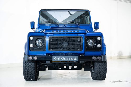 Land Rover Defender 90 Urban - Cool Classic Club