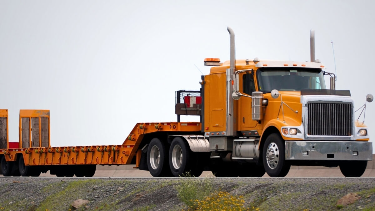 Different Truck Types in Freight: Every Freight Truck & Goods They Haul