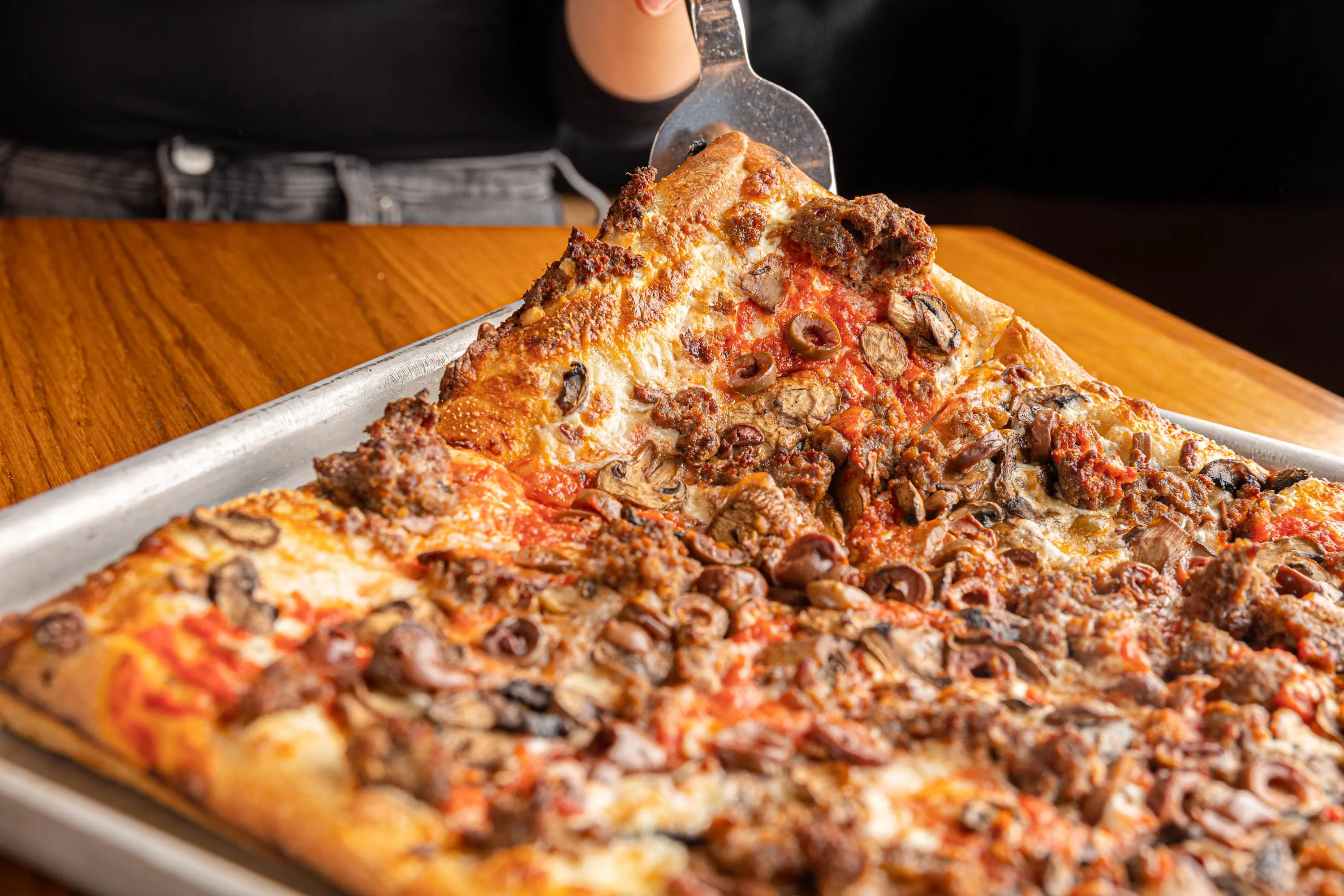 New York City | Adrienne's Pizzabar | Stone Street, Financial District