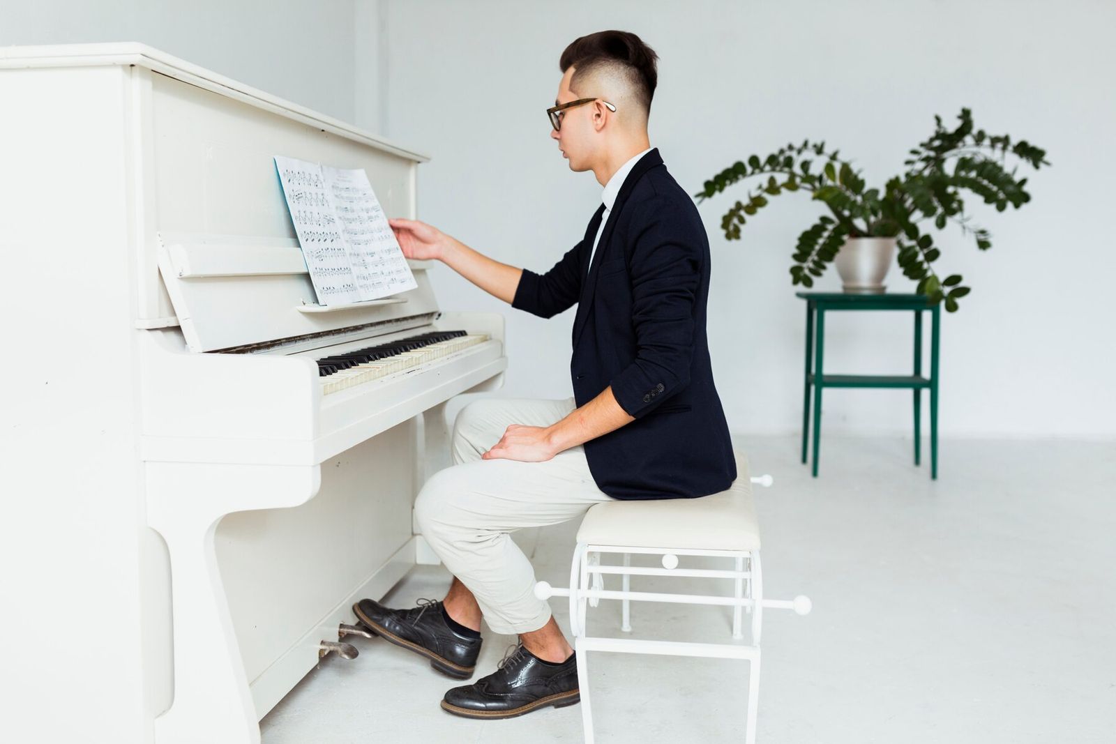 How to Move a Piano Safely: Proper Tips