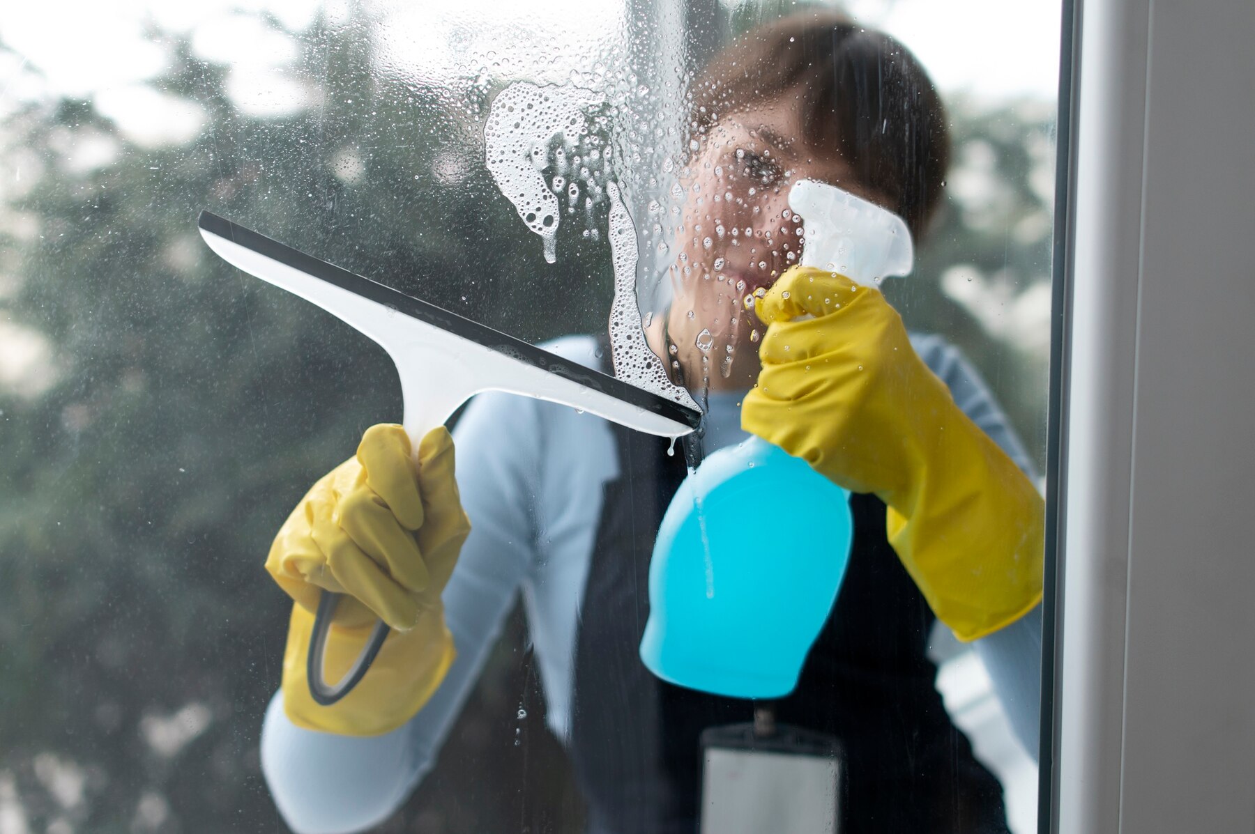 Effective Window Cleaning Tips for Sparkling Windows