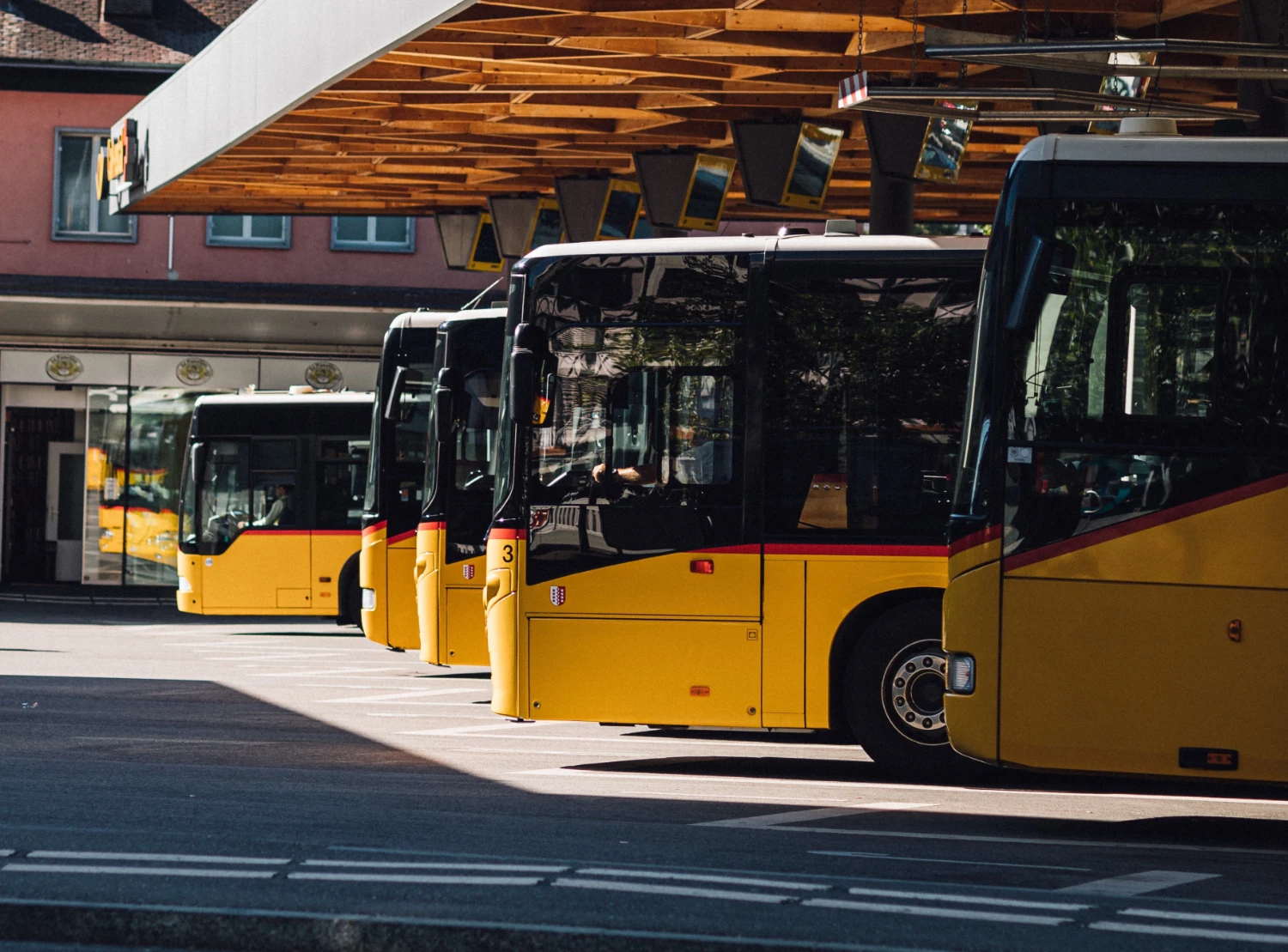 Bus Repair in Fontana, CA | EIP Diesel Repair