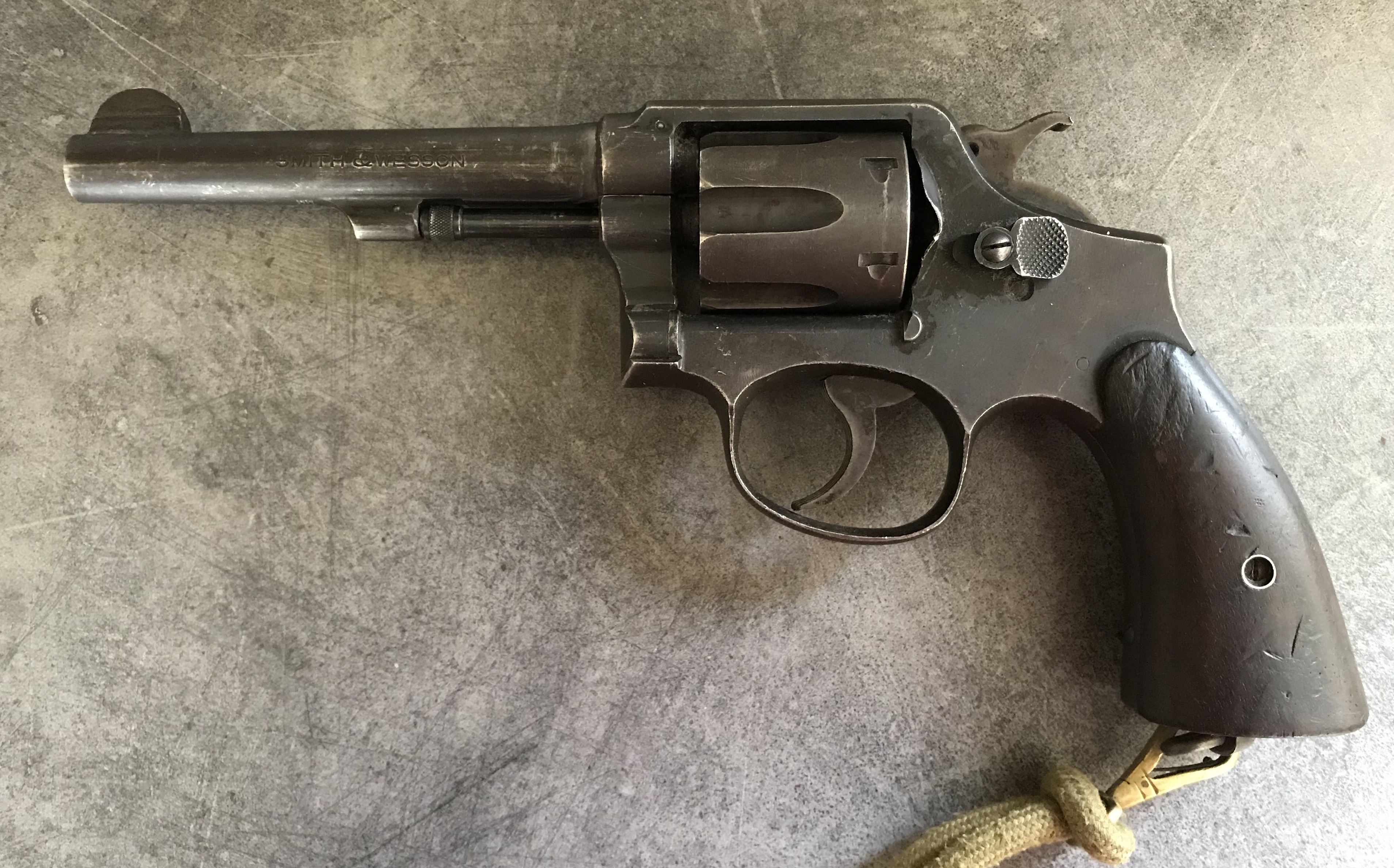 Deactivated WWII Smith & Wesson .38 Service Revolver with New Zealand ...