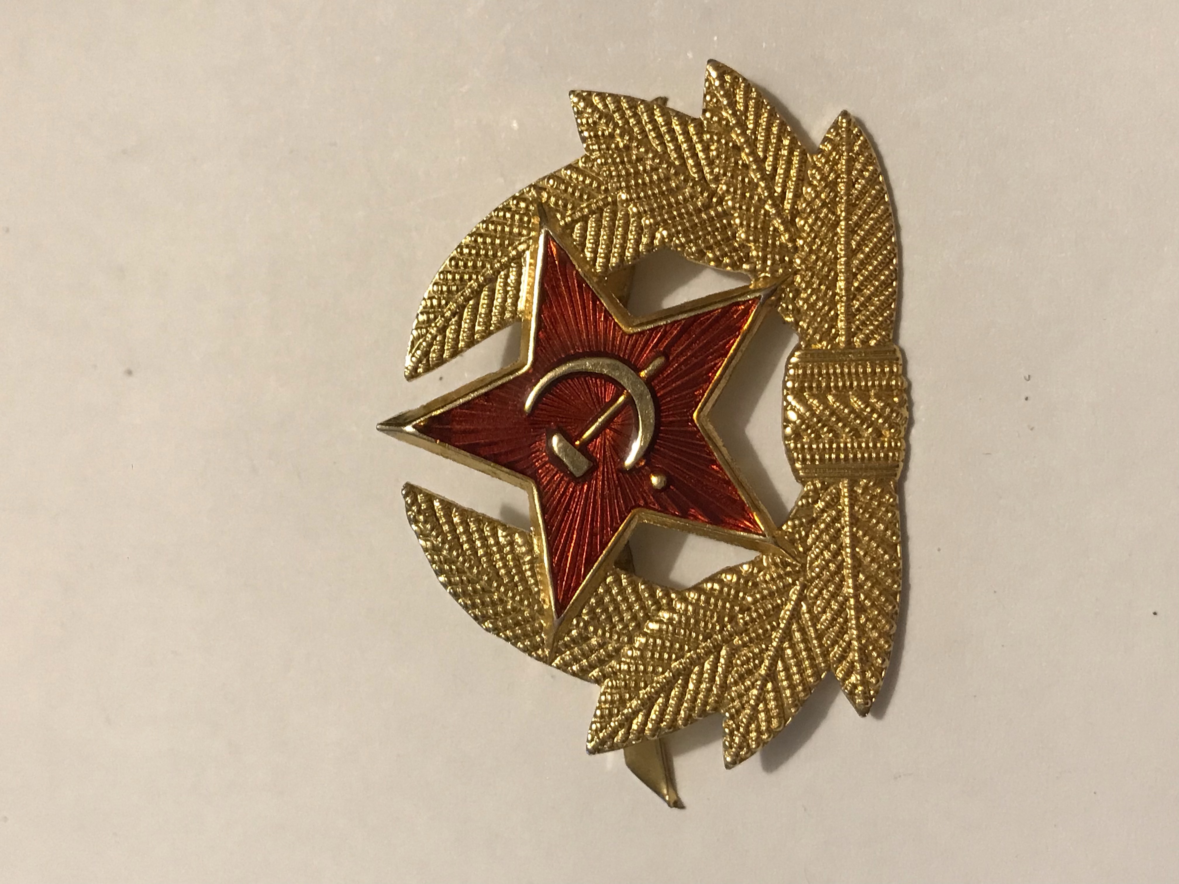 Soviet Russian Army Soldier Insignia Ussr Hat Pin Emblem Cockade Red