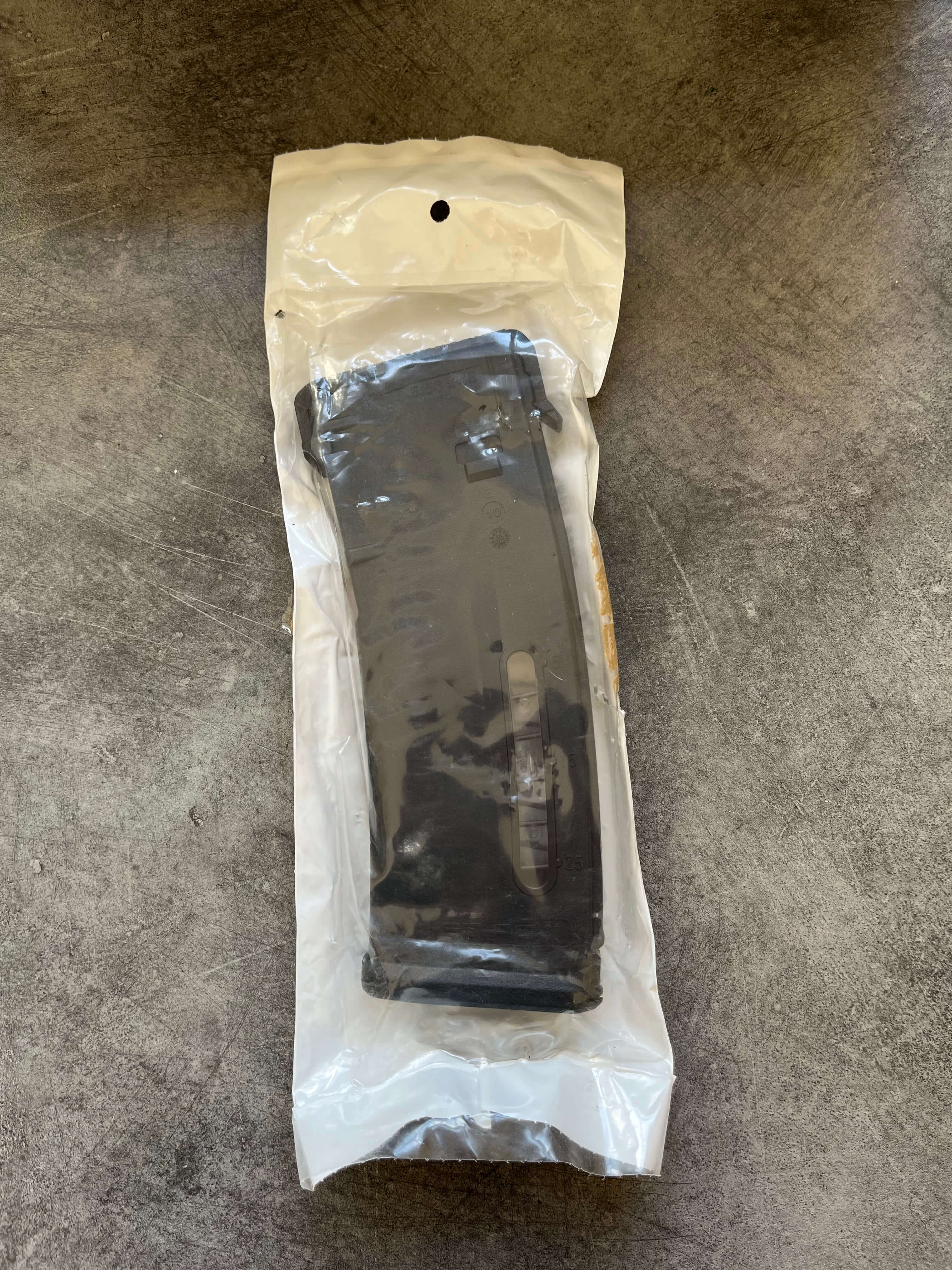 Magpul EMAG 30 round 5.56x45 magazine (HK416/AR15/SA80)