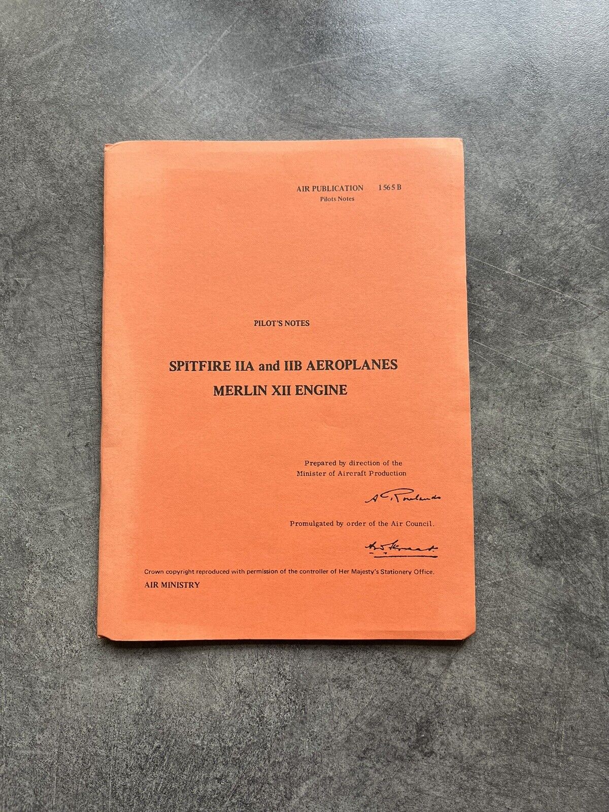 Reproduction Spitfire Pilots Notes.