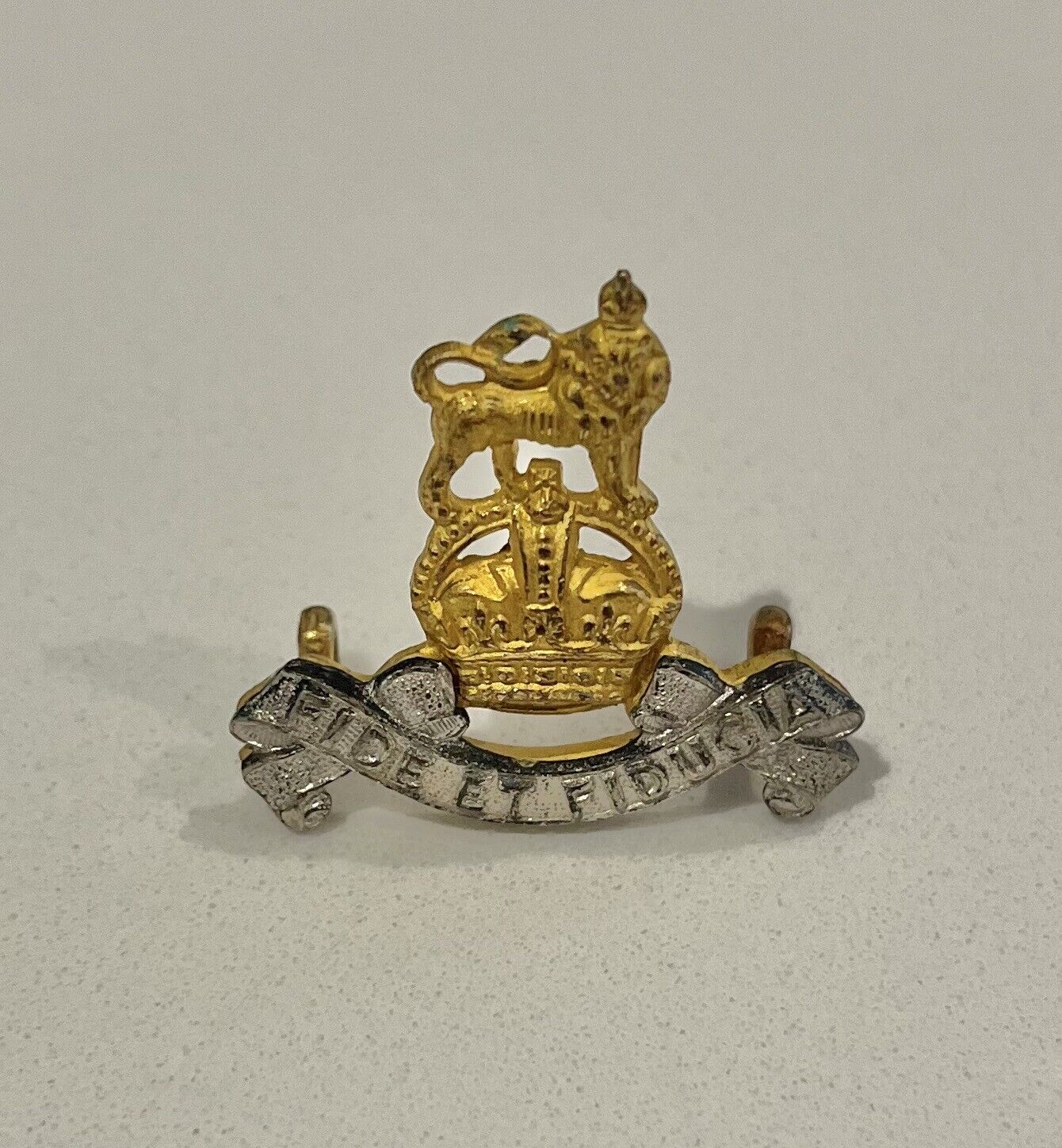 Excellent Original Kings Crown WW2 Era Royal Army Pay Corps Collar Dog