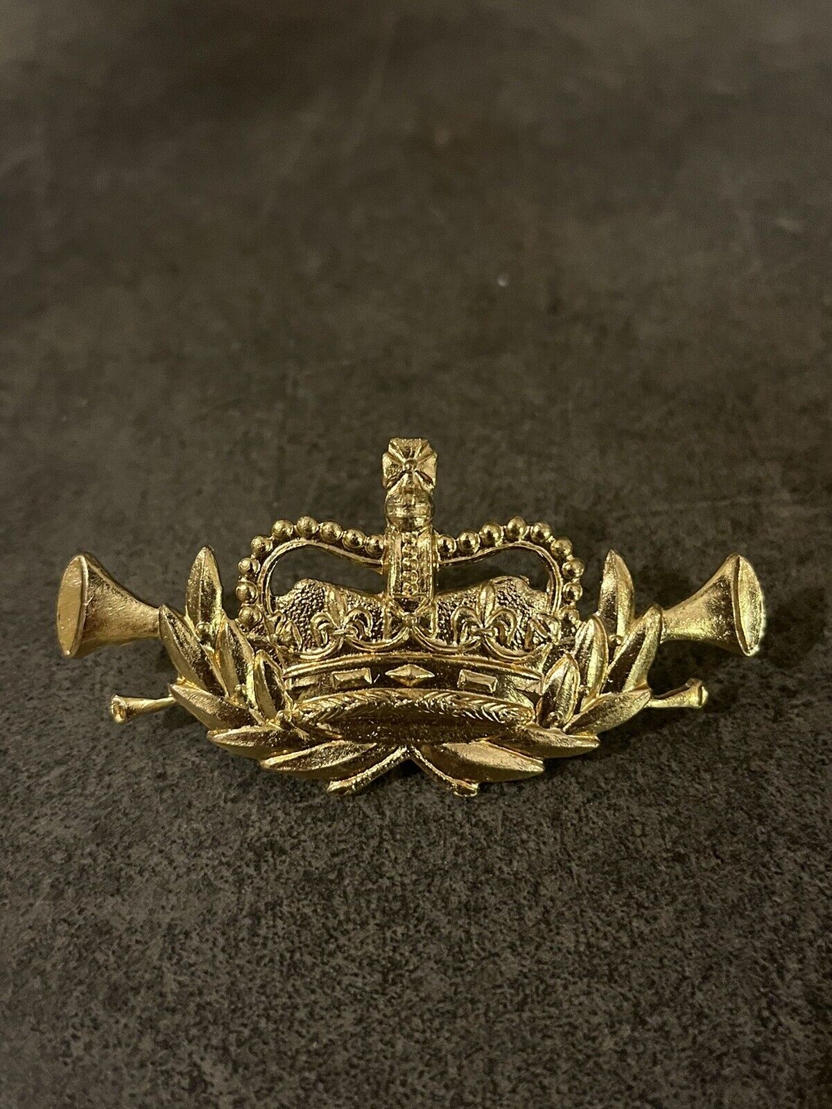 General Post Office GPO postmans cap badge post 1958