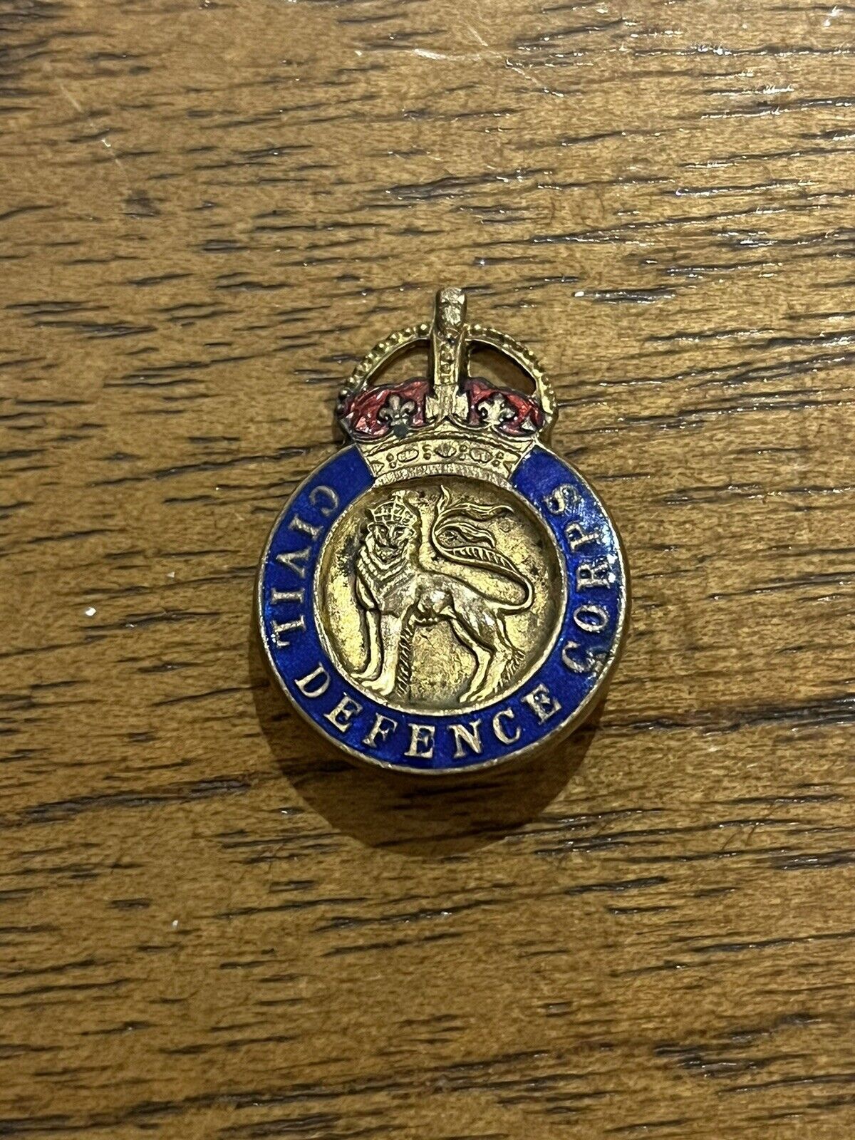 Civil Defence Corps lady volunteer pin badge c1949 to 1953