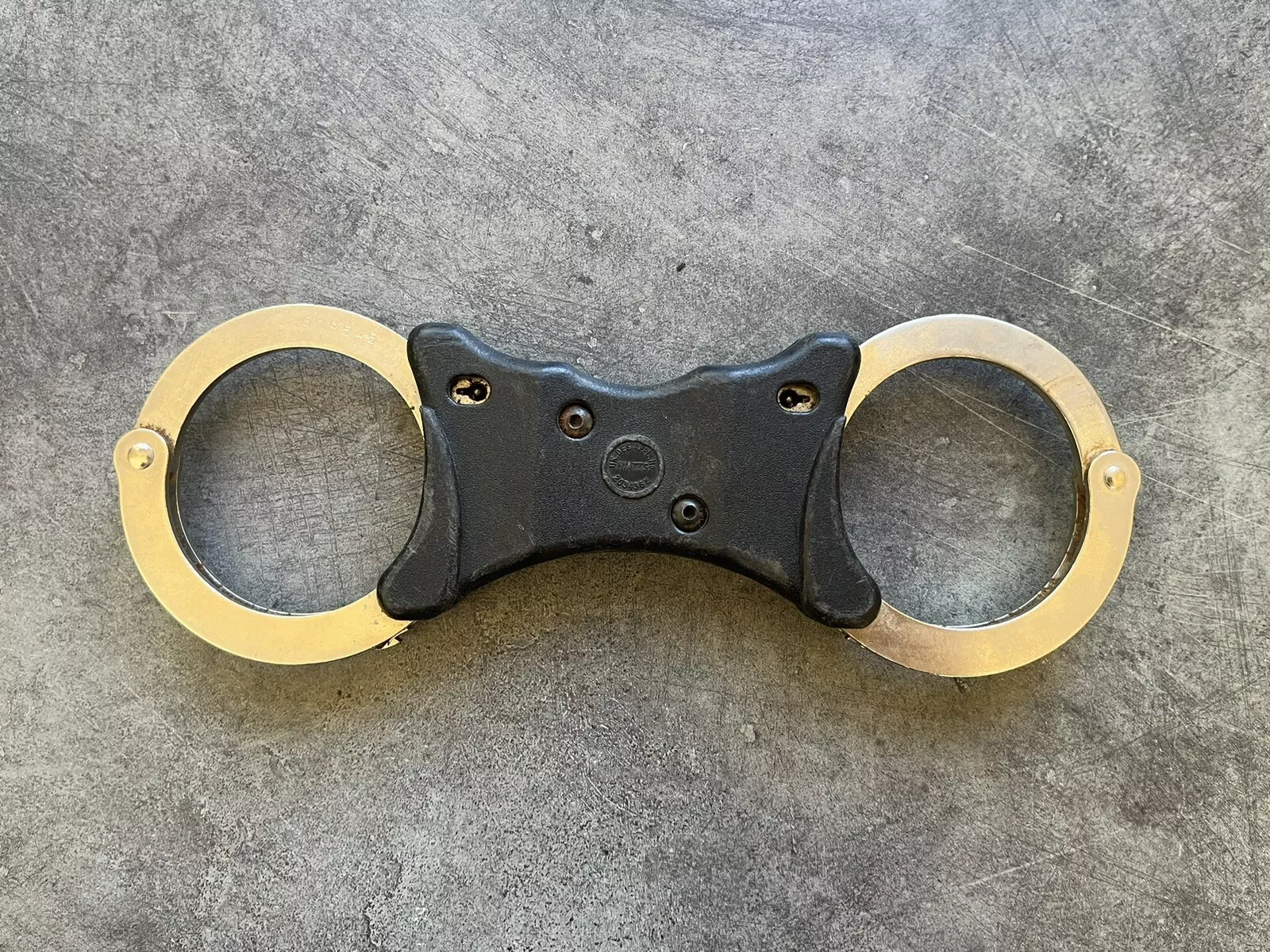 Handcuffs Speedcuffs Hiatts Cuffs Genuine Rigid Handcuffs