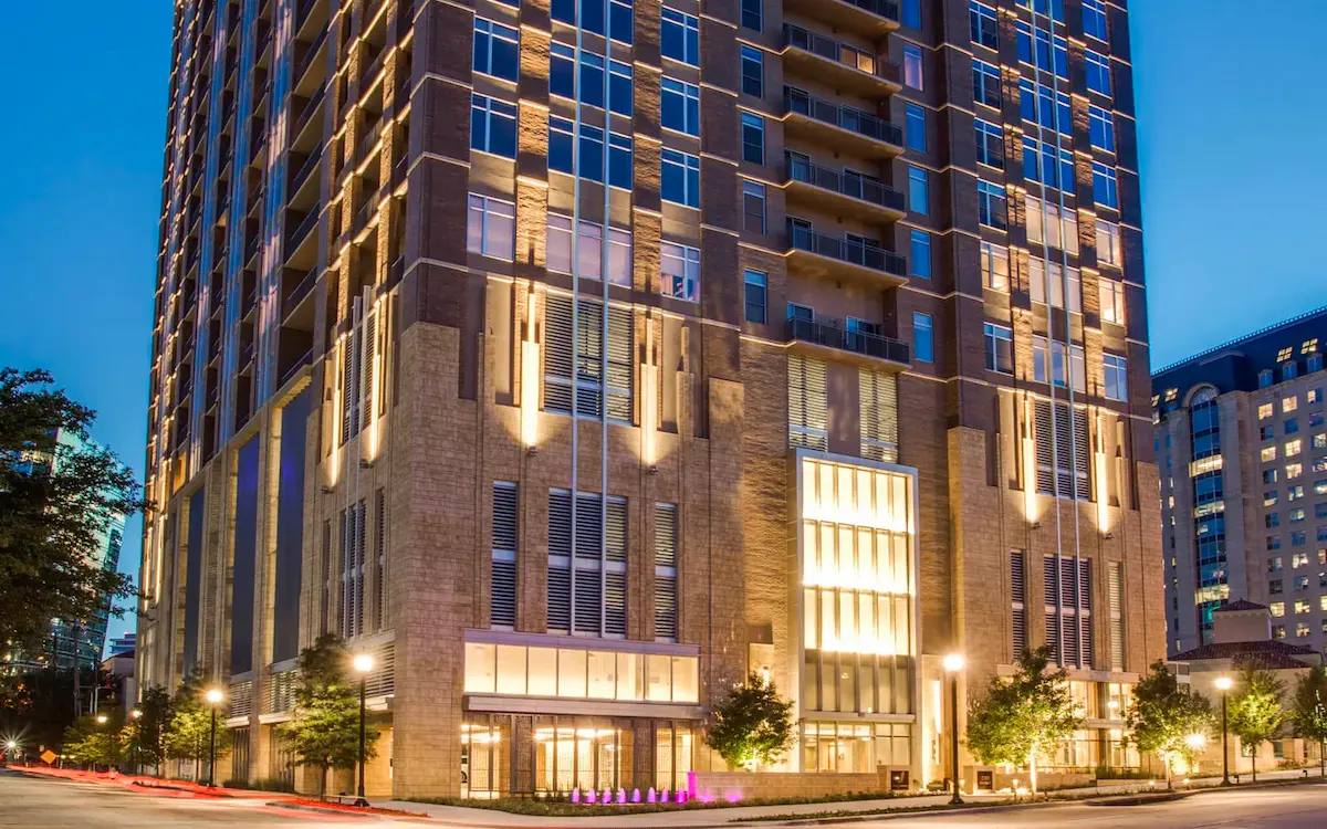 The Best 28 High-Rise Apartments in Dallas | UMoveFree