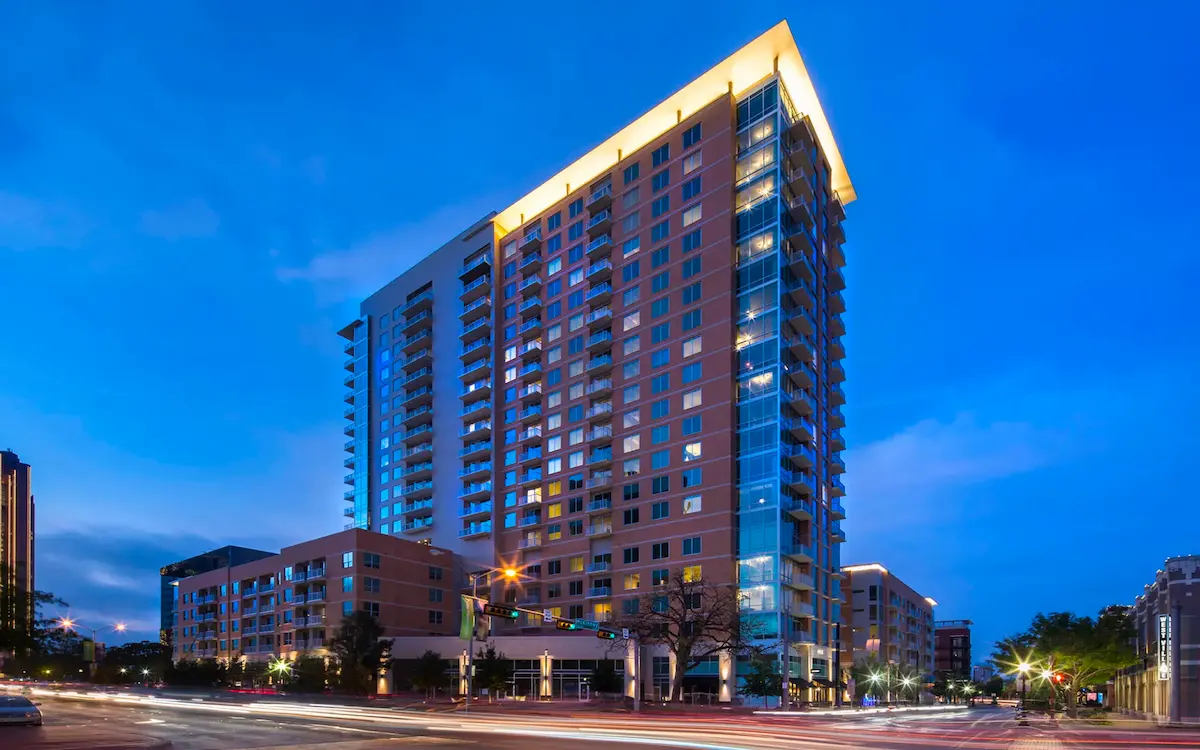 The Best 28 High-Rise Apartments in Dallas | UMoveFree