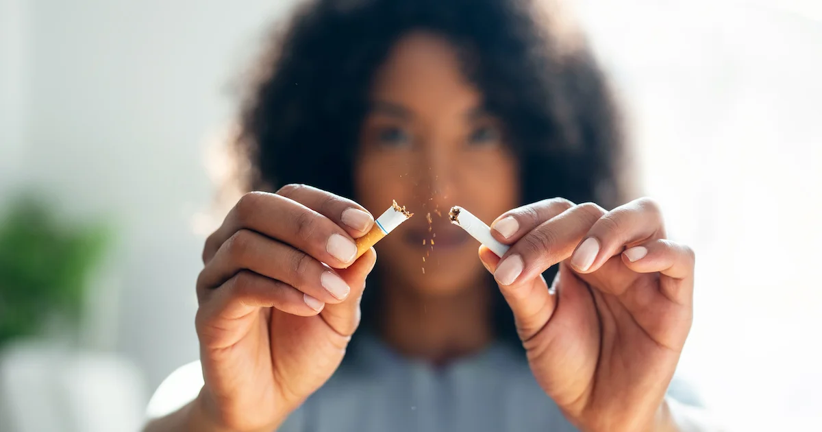 Fumar causa mau hálito?