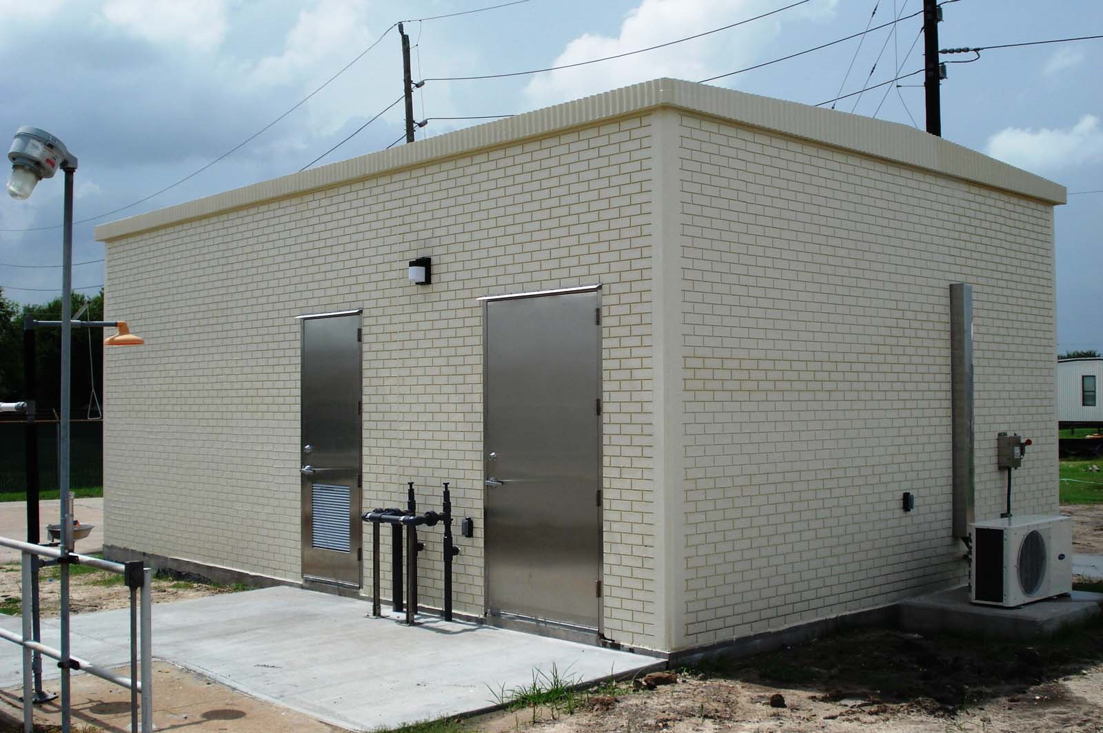Precast Concrete Electro-Mechanical Buildings