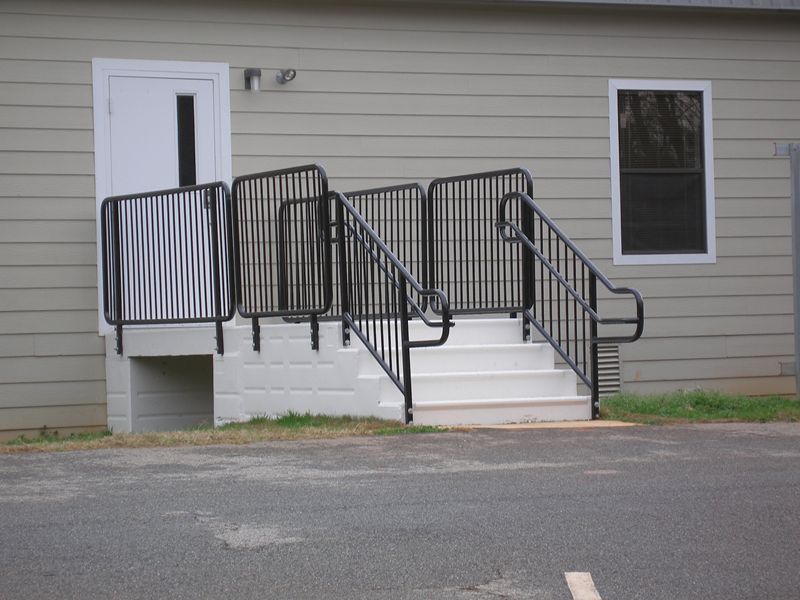 Precast Concrete Step Rails