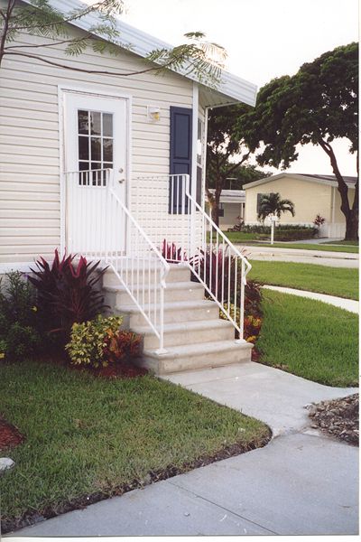 Precast Concrete Steps with Landing Pad | Concrete Landing Steps