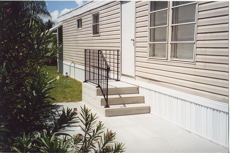 Precast Concrete Steps with Landing Pad | Concrete Landing Steps