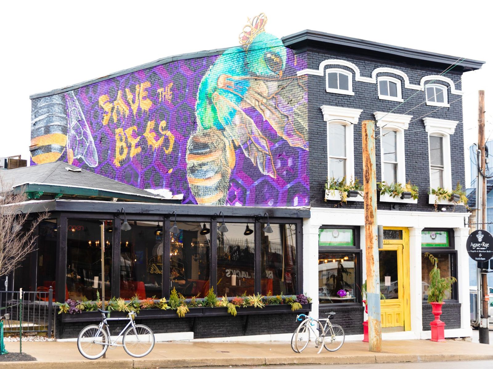 New taco spot in Louisville decked out in eccentric murals - Monday 128