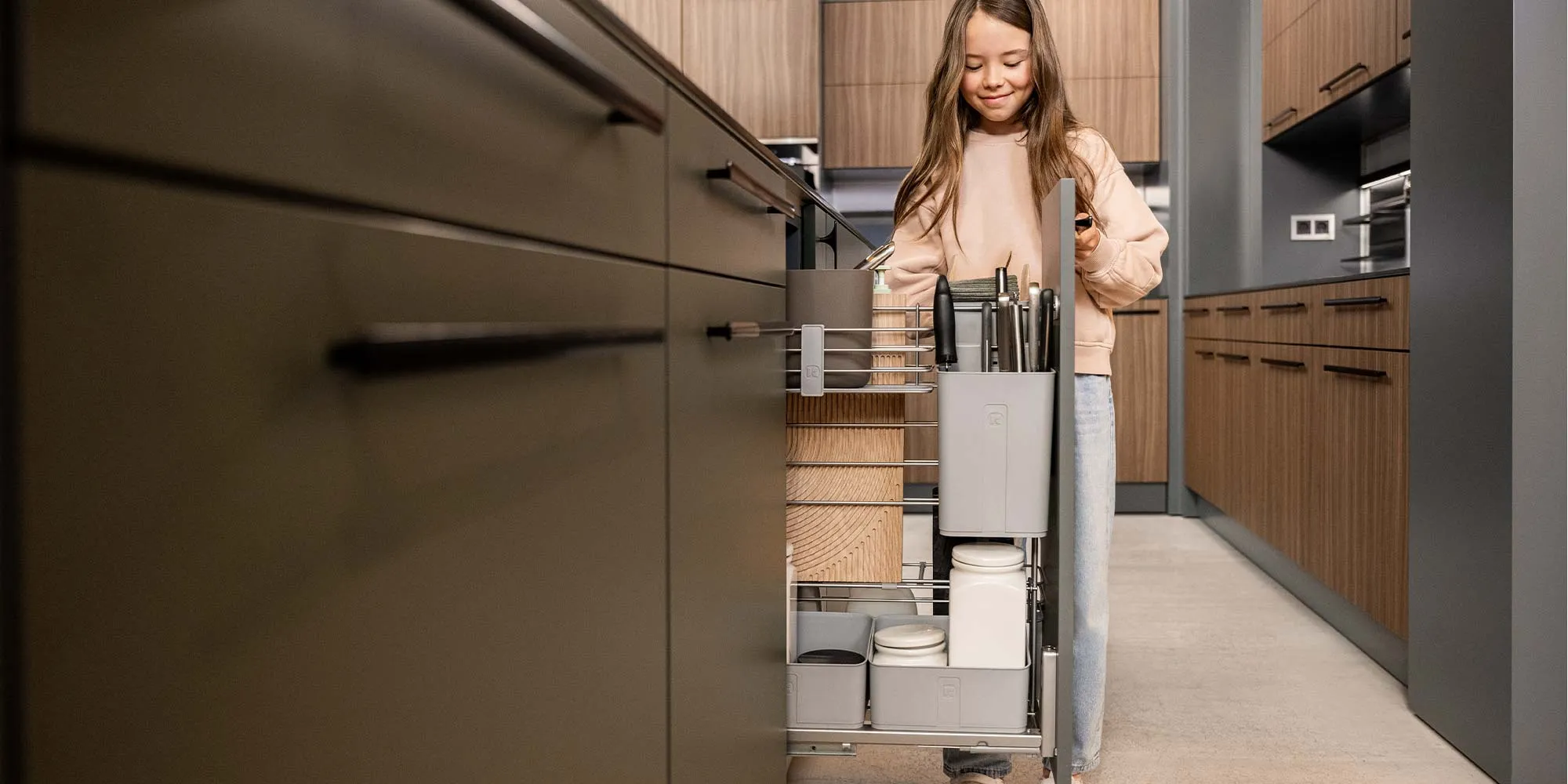 Kesseböhmer cookingAGENT a full-extension pull-out for chefs