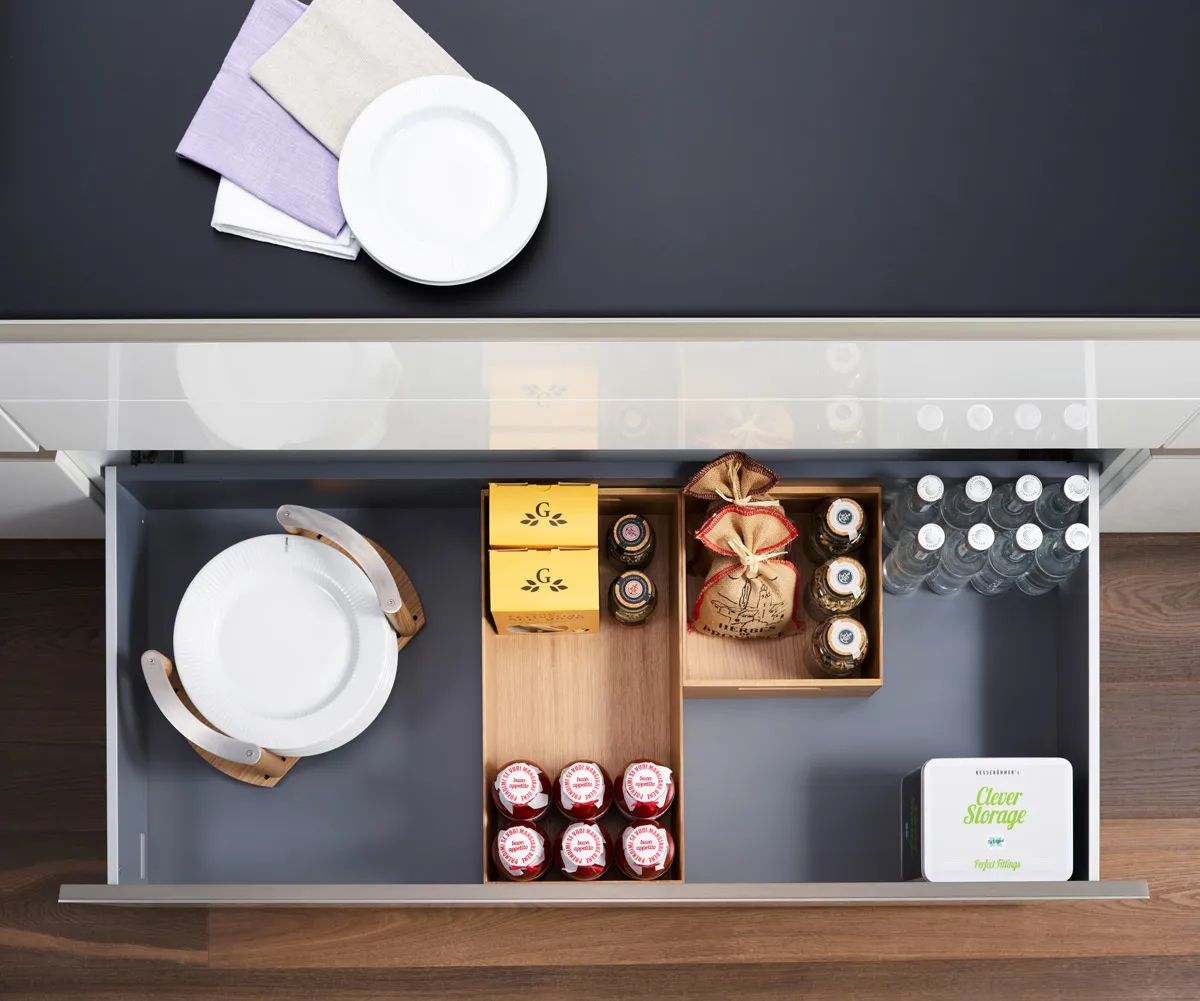 FineLine LiniQ cutlery and drawer inserts