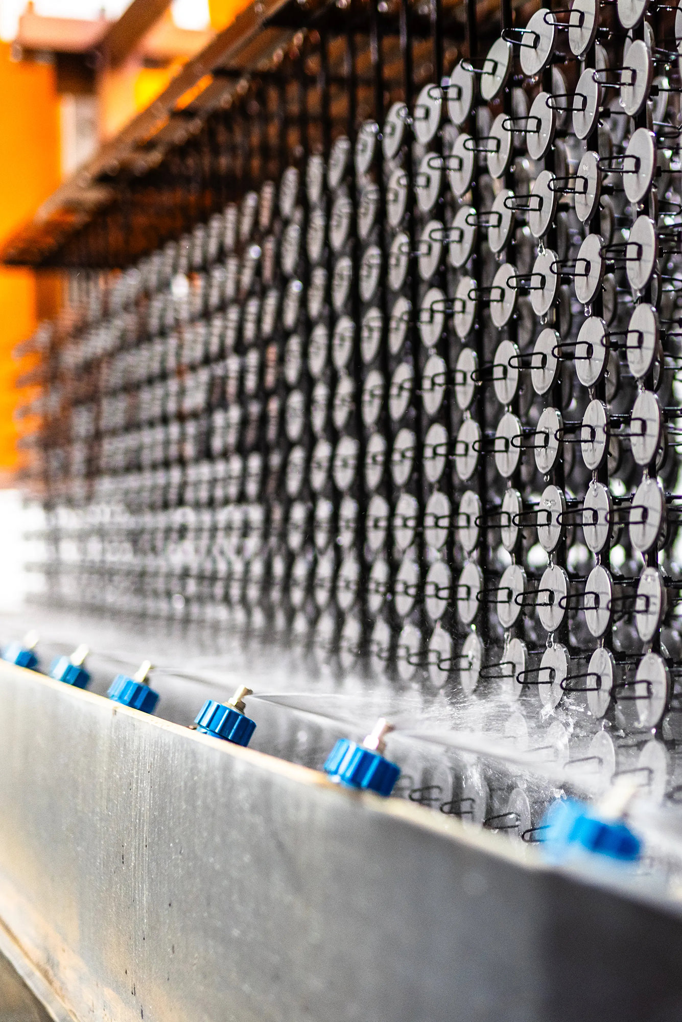 Efficient cathodic dip coating for metal surfaces