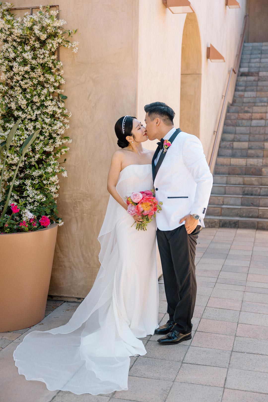 Pink Peony Wedding at Serra Plaza | Serra Plaza