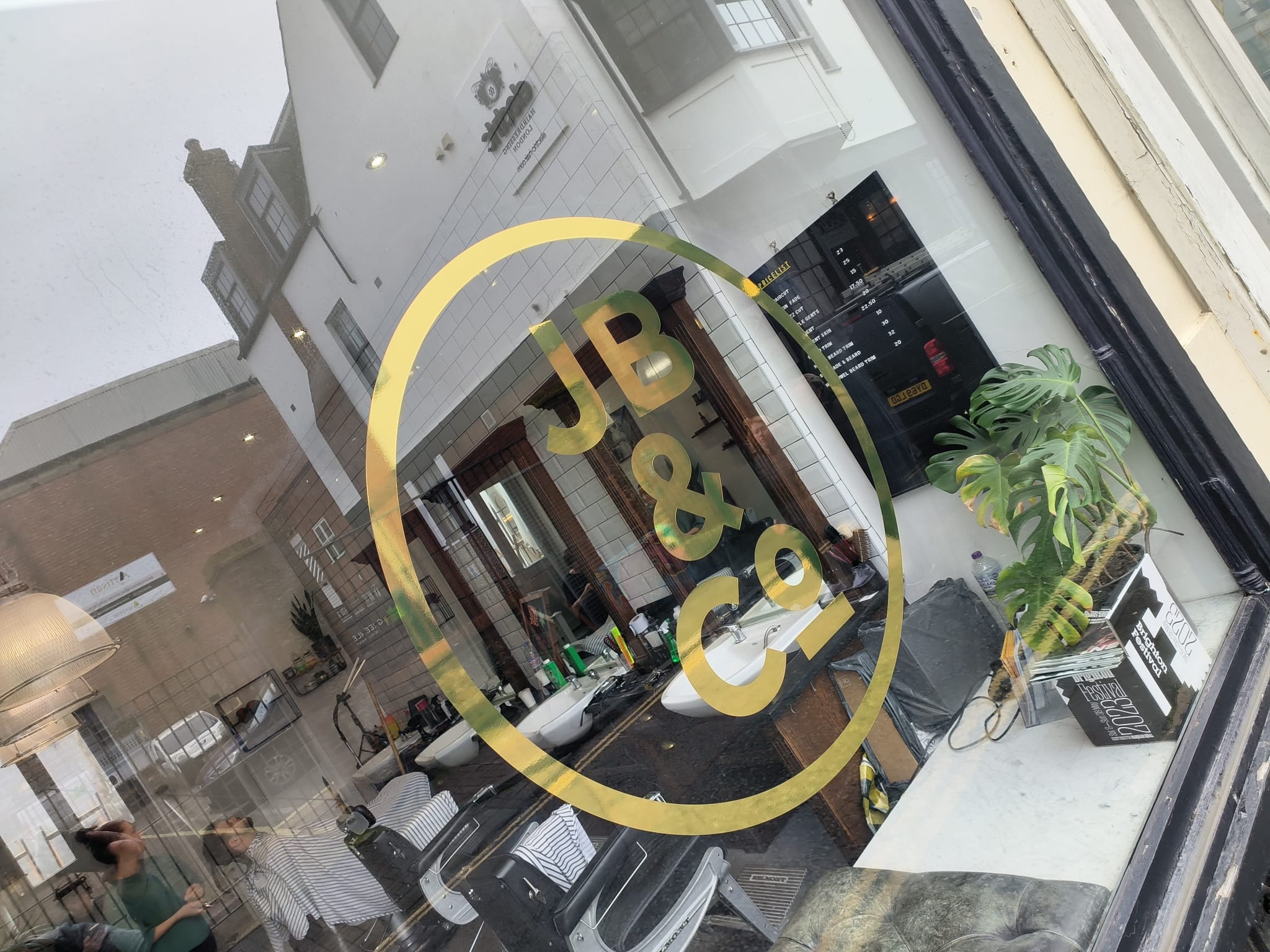 Sign Writing & Installation in Brighton & Sussex