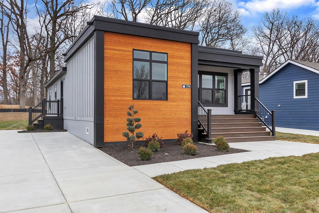 Virtual Tours - MCM Homes