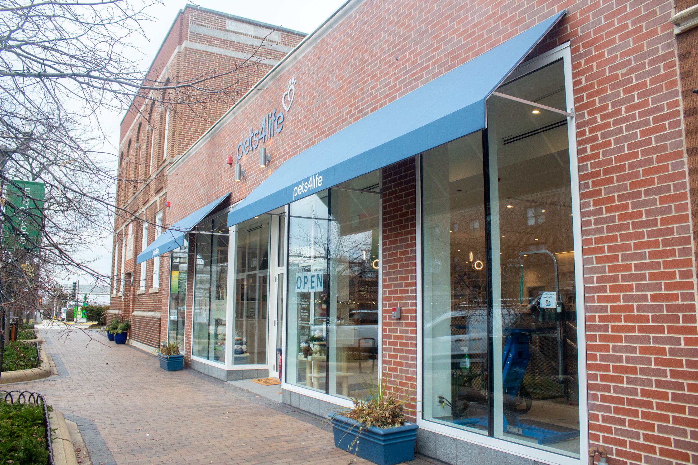 Pets4Life | Veterinary Hospital, Grooming, Retail, and More