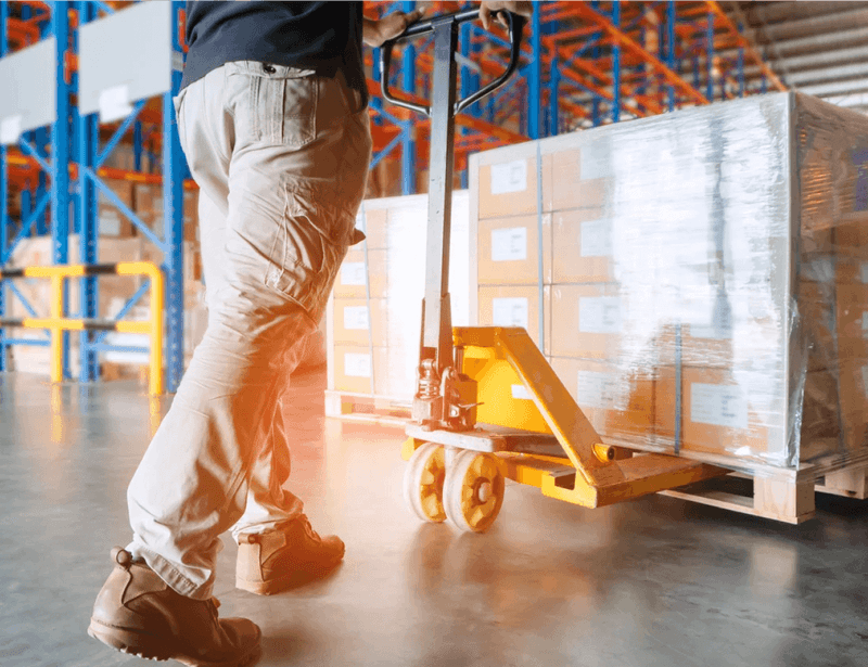 8 common warehouse roles & their responsibilities