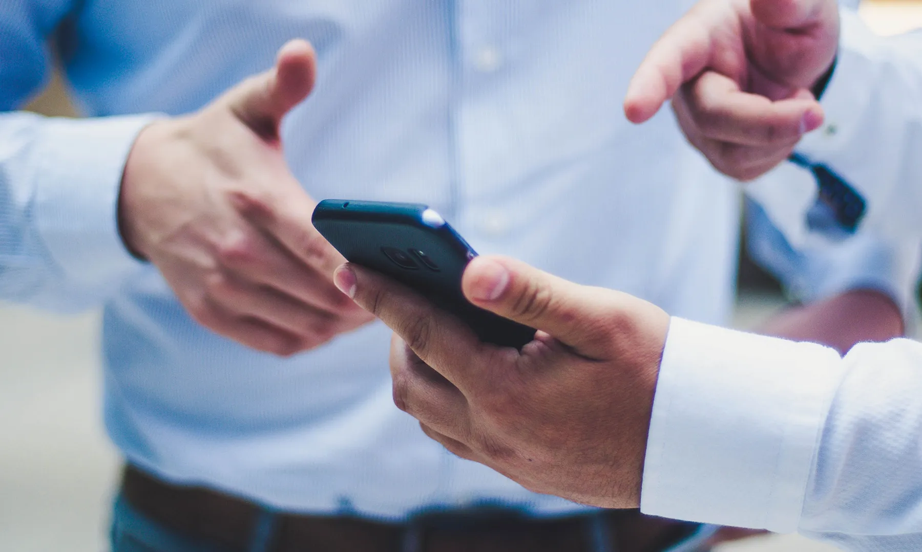 Everything you need to know about Interscroller Ads • MOBKOI