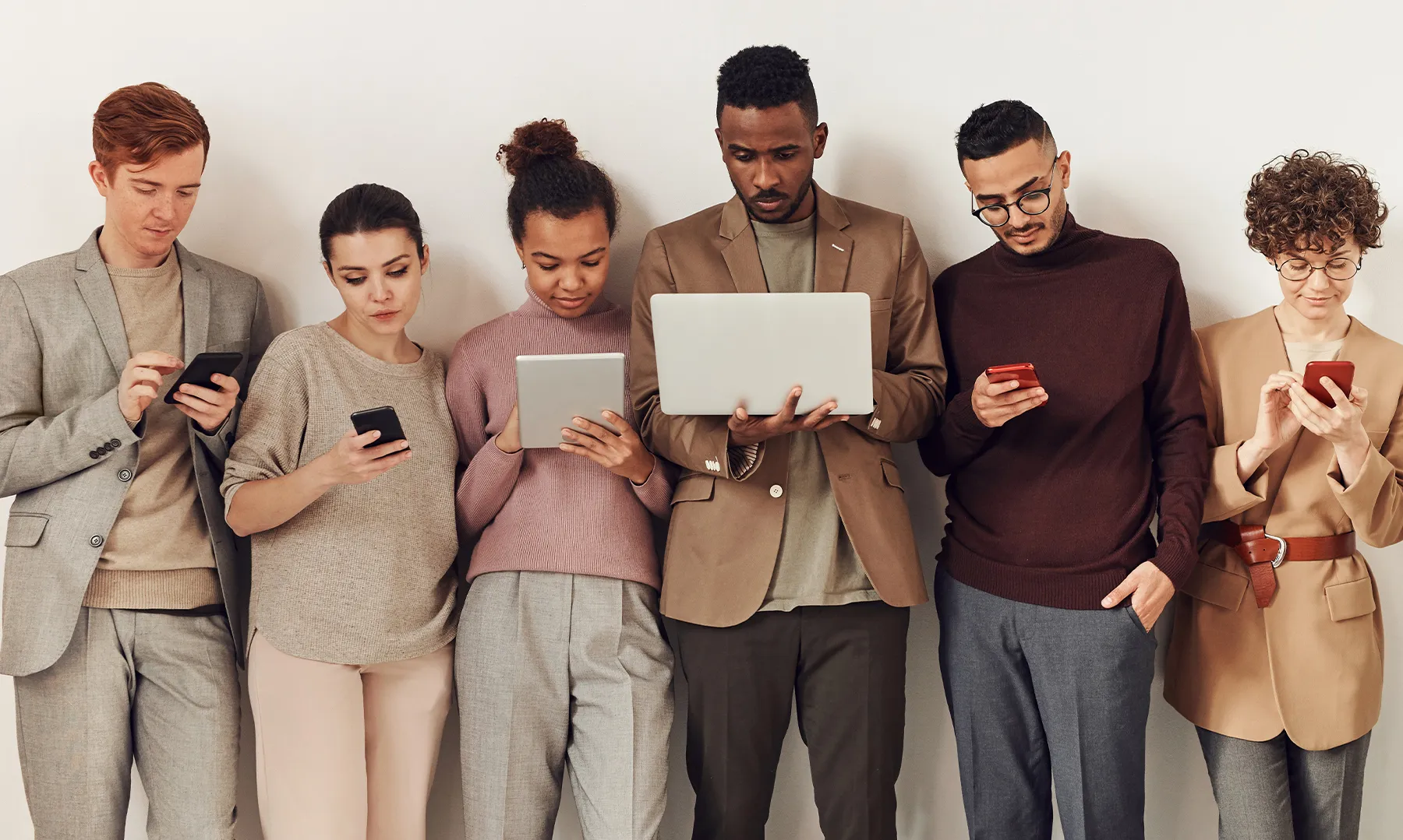 Everything you need to know about Interscroller Ads • MOBKOI