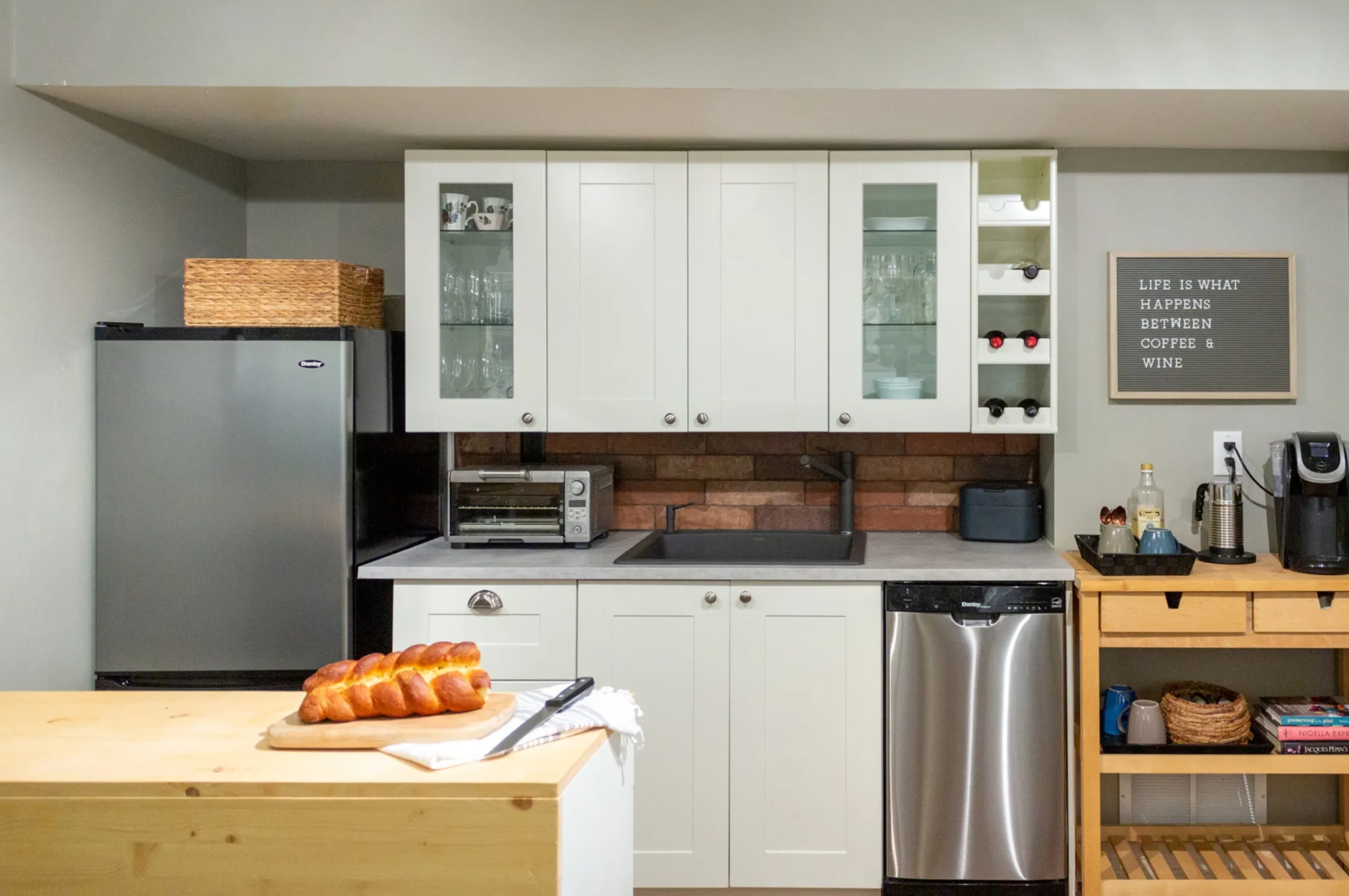 The Trend of Compact Kitchenettes | National Assemblers