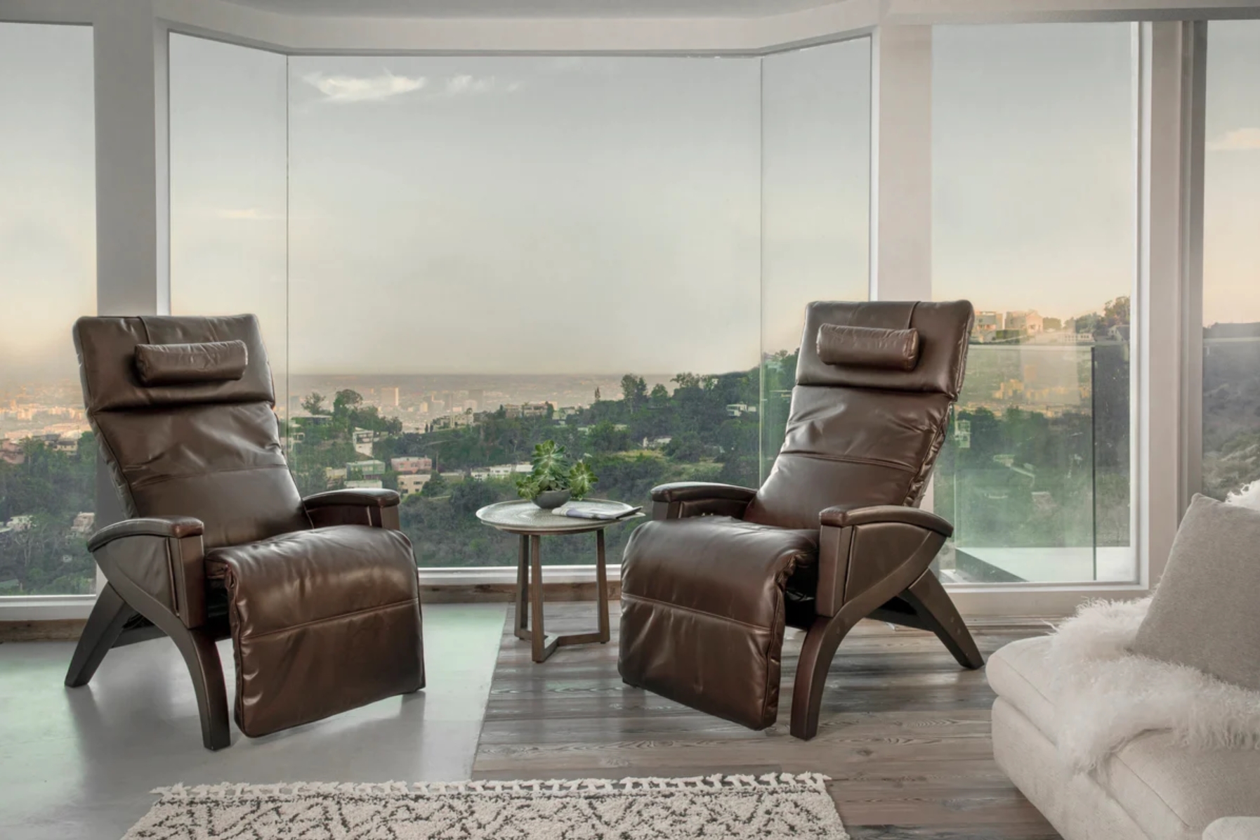 Zero Gravity Chairs for Peak Relaxation | National Assemblers
