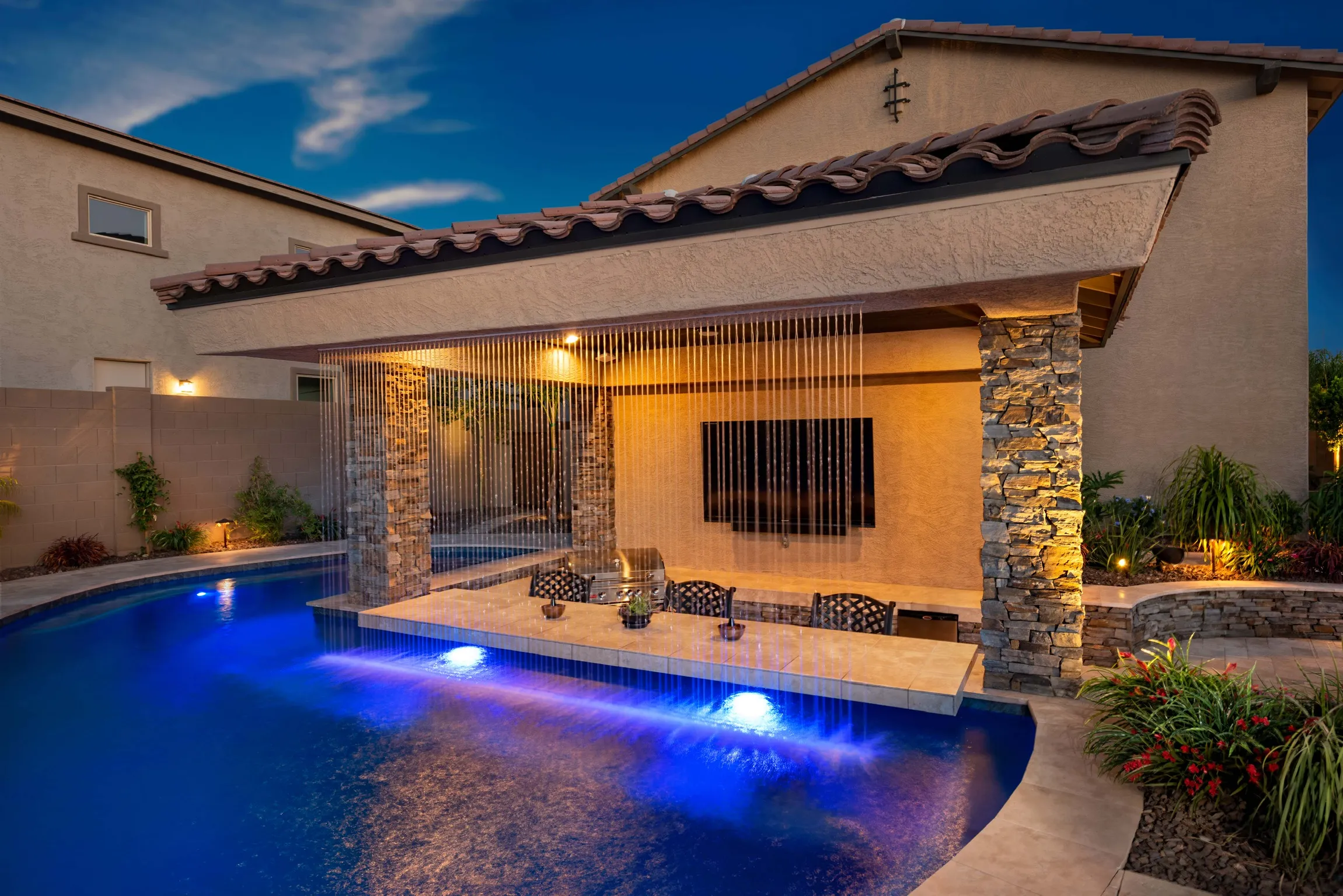 Landscape & Hardscape Gallery - Thunderbird Pools