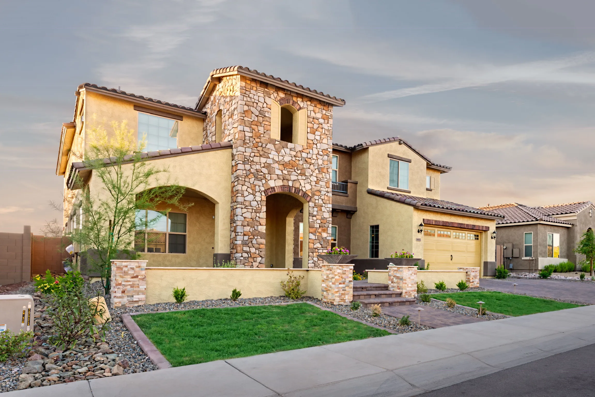 Landscape & Hardscape Gallery - Thunderbird Pools