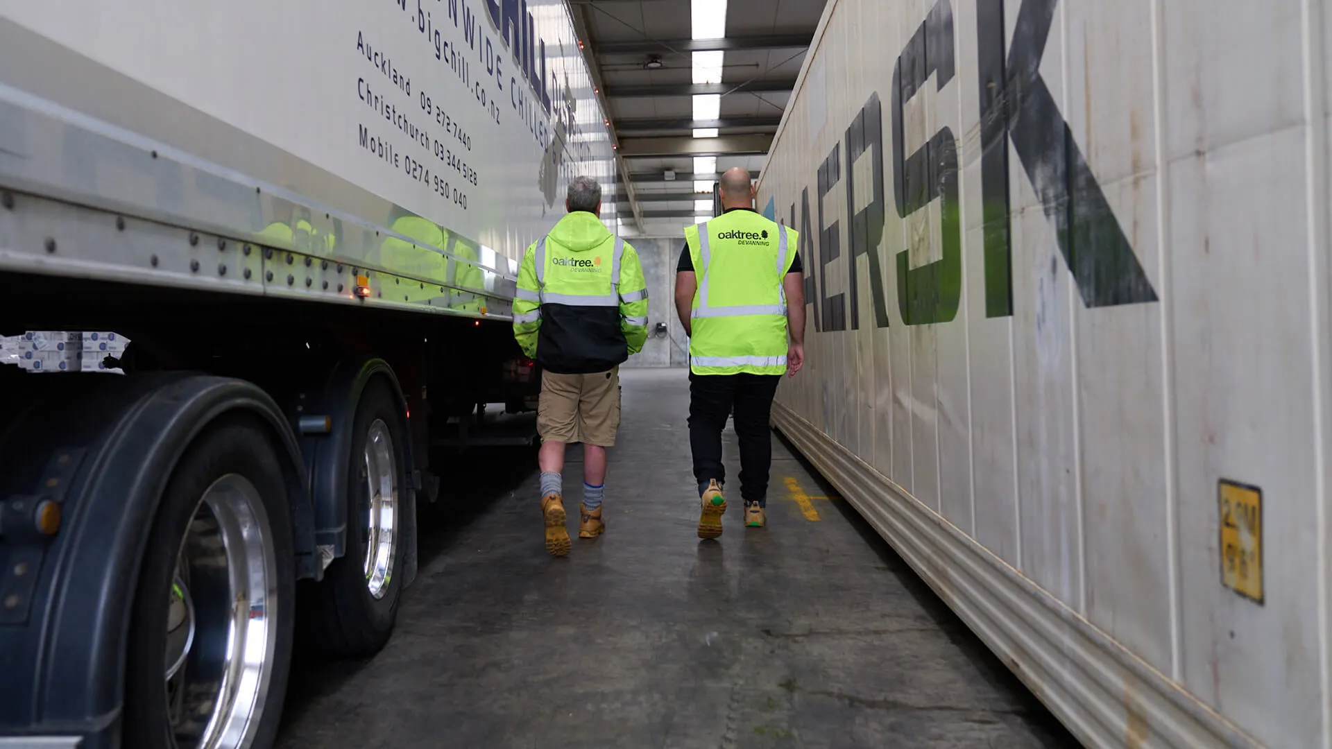 Oak Tree Devanning | Container Devanning Jobs, Christchurch and Auckland