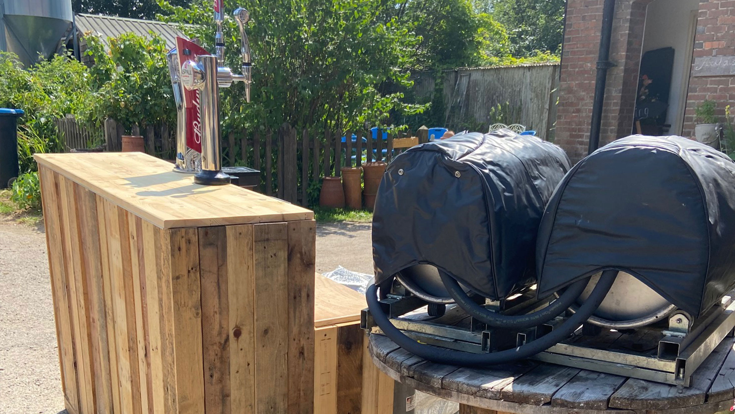 Beer Barrel and Pump Hire - Rent A Keg