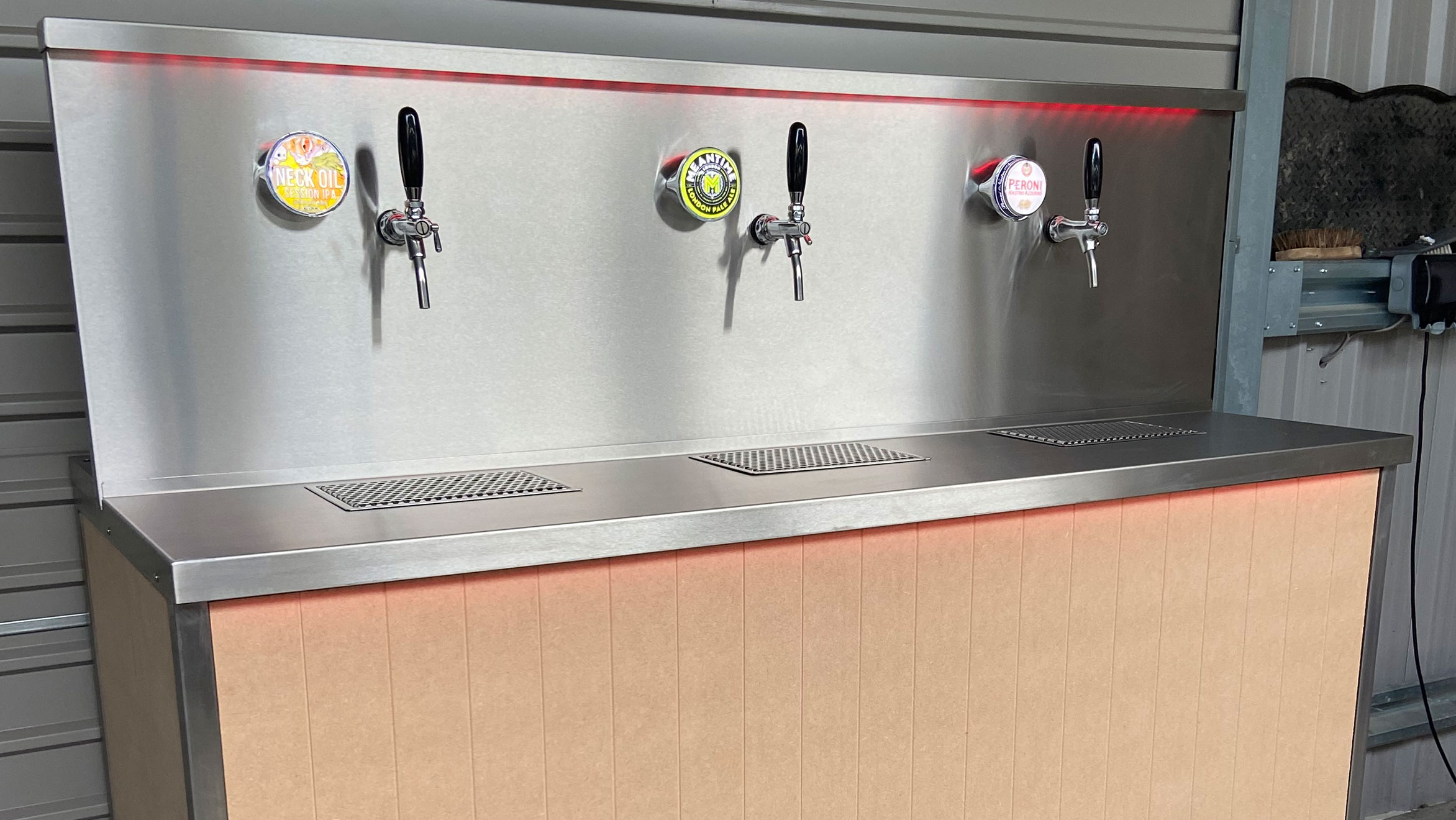 We Designed A New Mobile Tap Wall - Rent A Keg