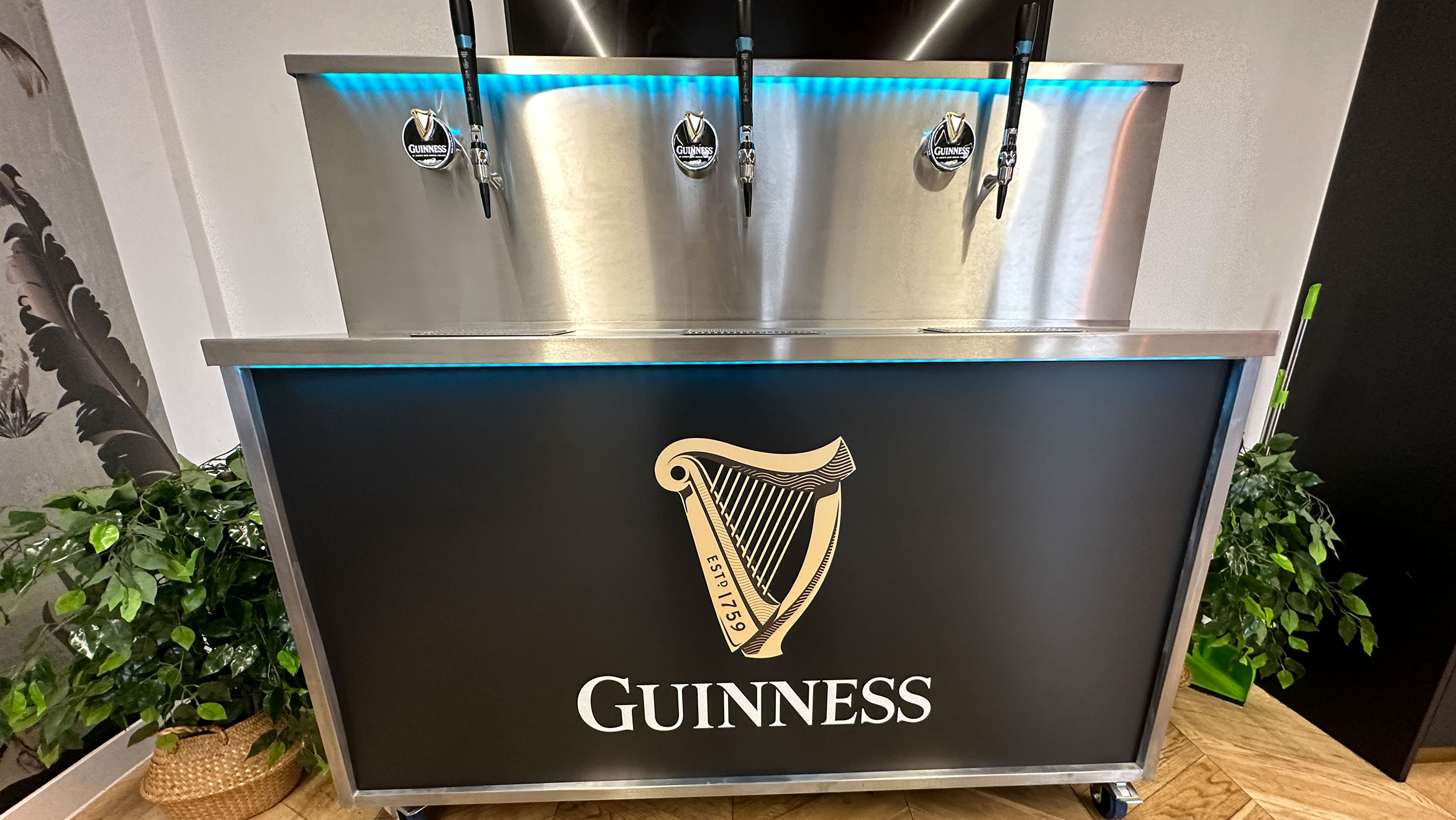 We Designed A New Mobile Tap Wall - Rent A Keg